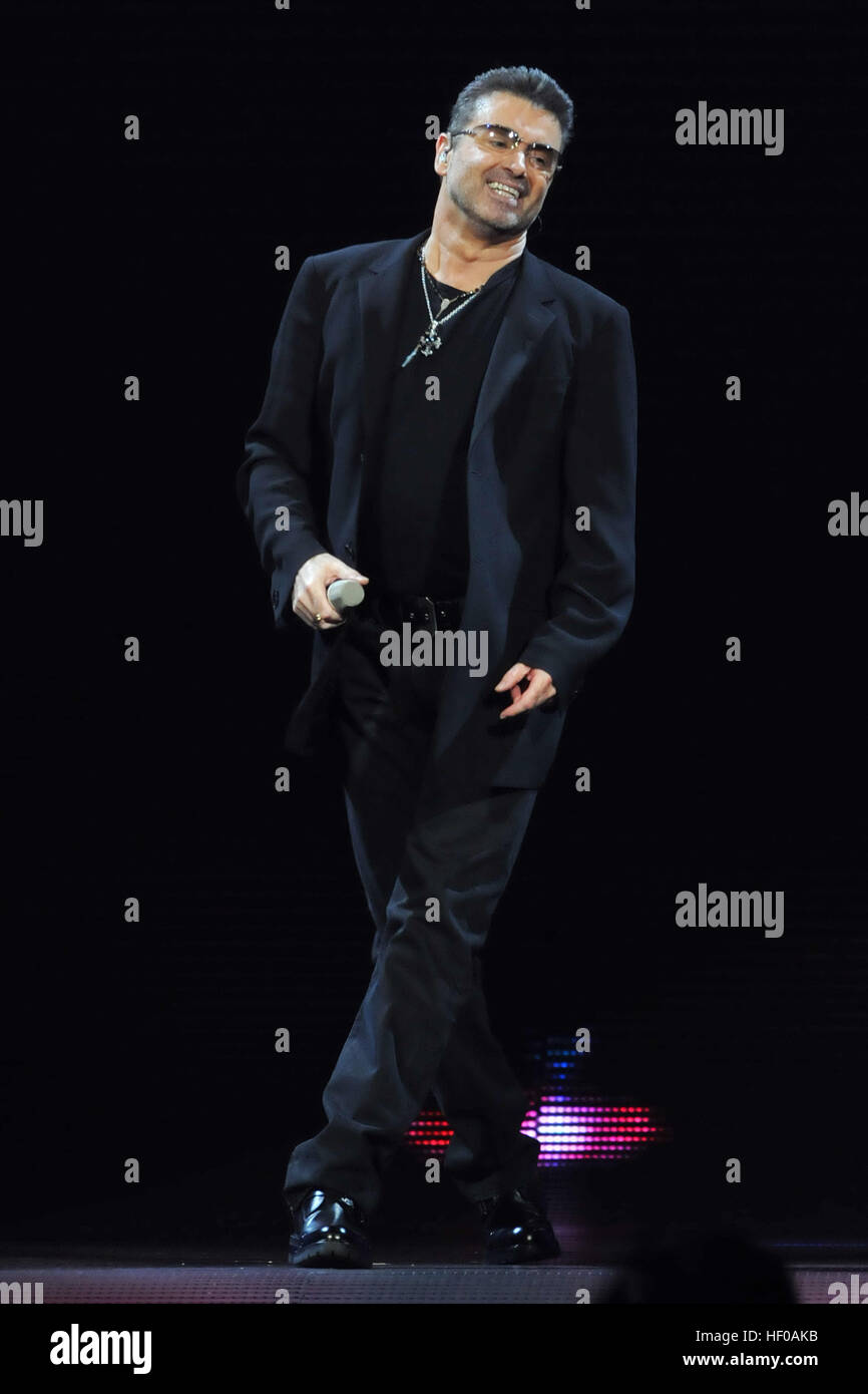 George michael singer hi-res stock photography and images - Alamy