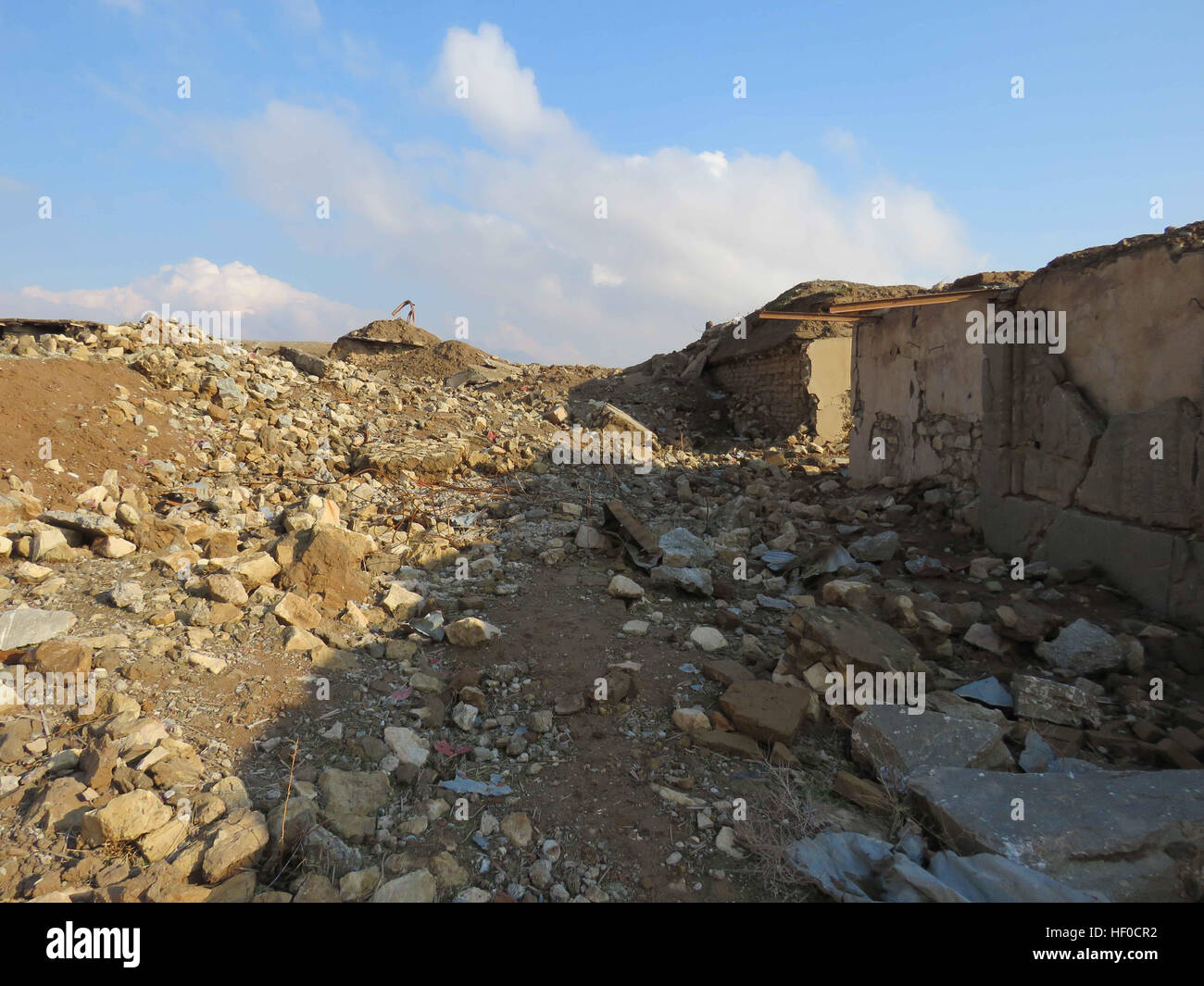 Nimrud, Iraq. 27th Dec, 2016. (Photo taken on Dec. 26, 2016 shows the ...