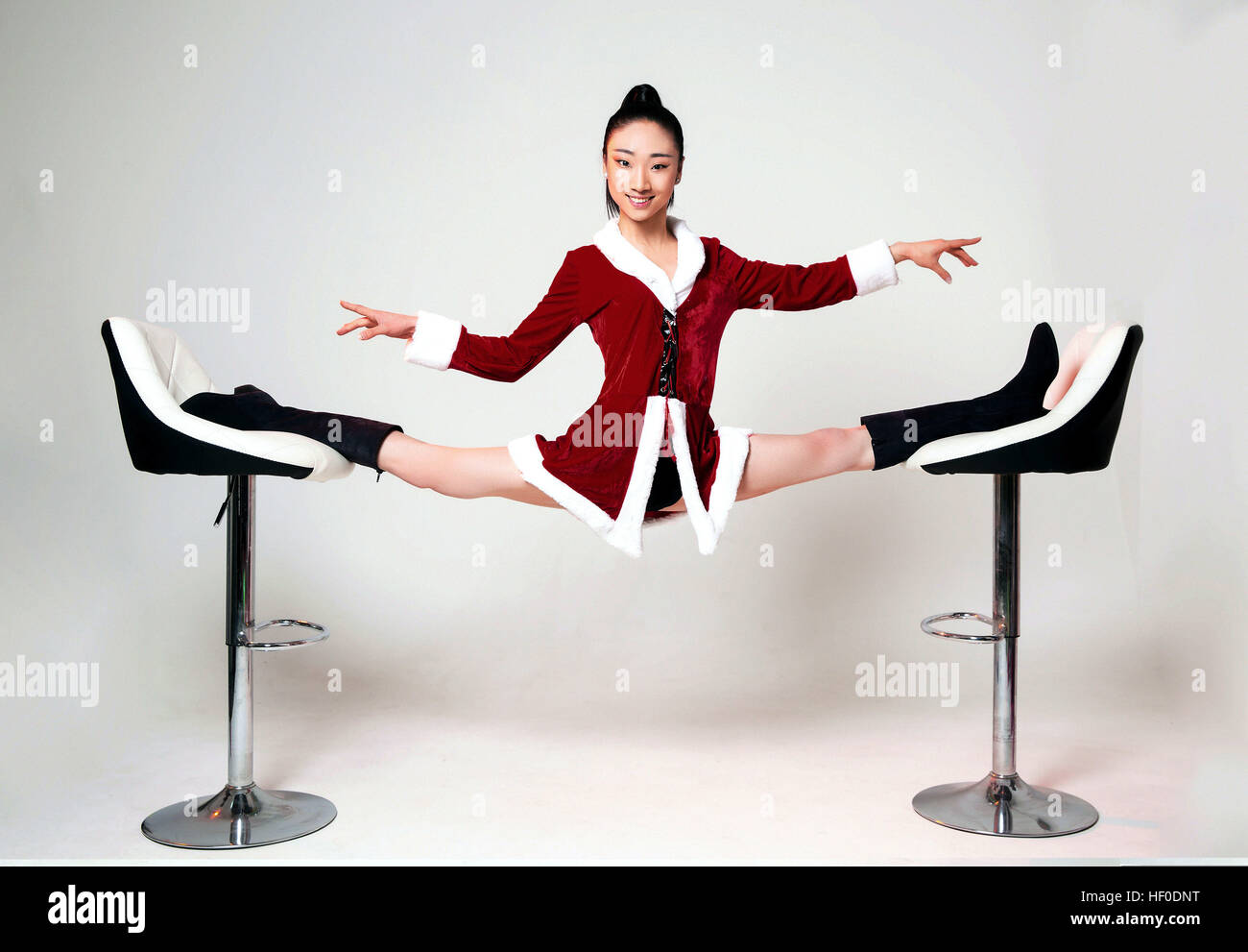 Liu teng hi-res stock photography and images - Alamy