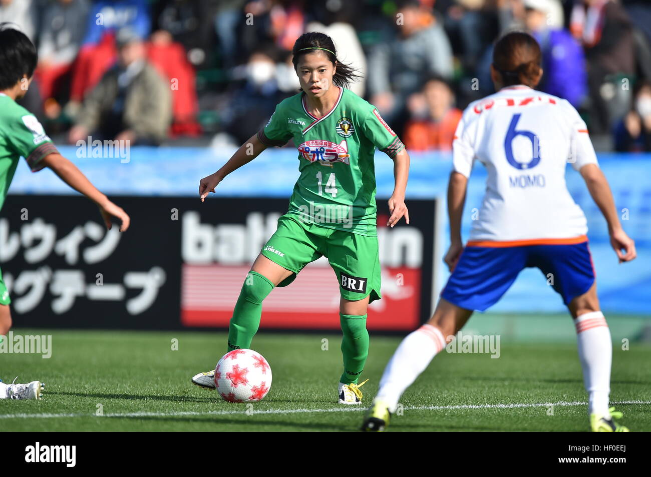 Tokyo, Japan. 23rd Dec, 2016. Yui Hasegawa (Beleza), Momoko Sayama (Albirex Ladies) Football ...