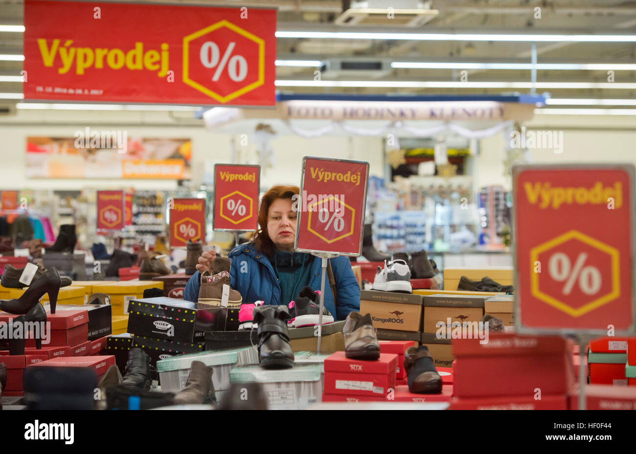 Prague, Czech Republic. 27th Dec, 2016. Sales signs displayed in Globus ...
