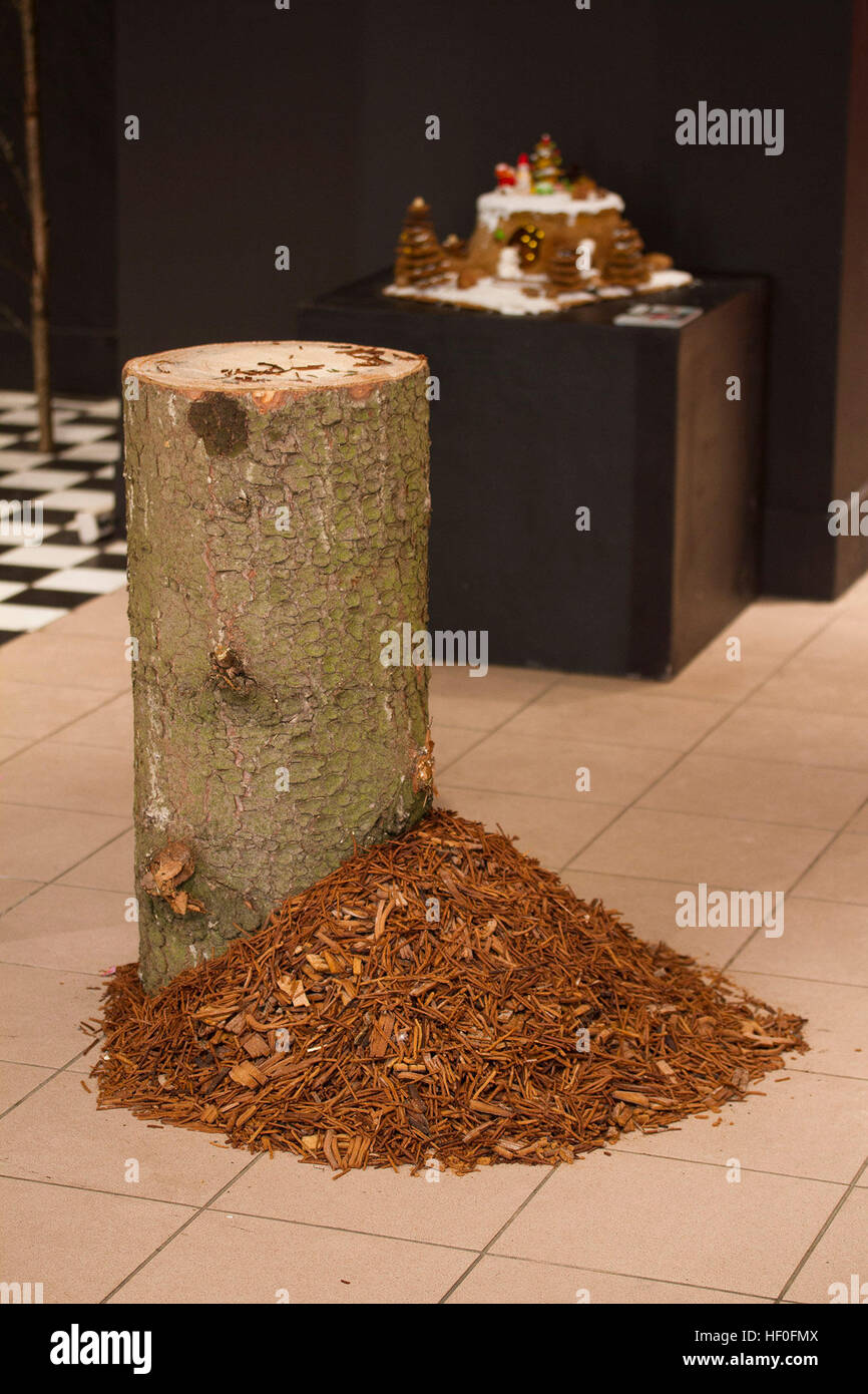 The edible exhibit 'the Nest' by artists Kristina Tamm, Hando Tamm and ...
