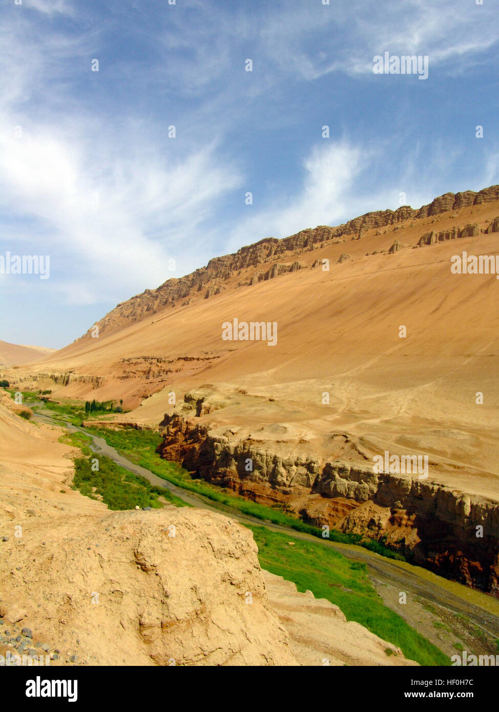 Turpan, Turpan, China. 27th Dec, 2016. Turpan, CHINA-December 27 2006 ...