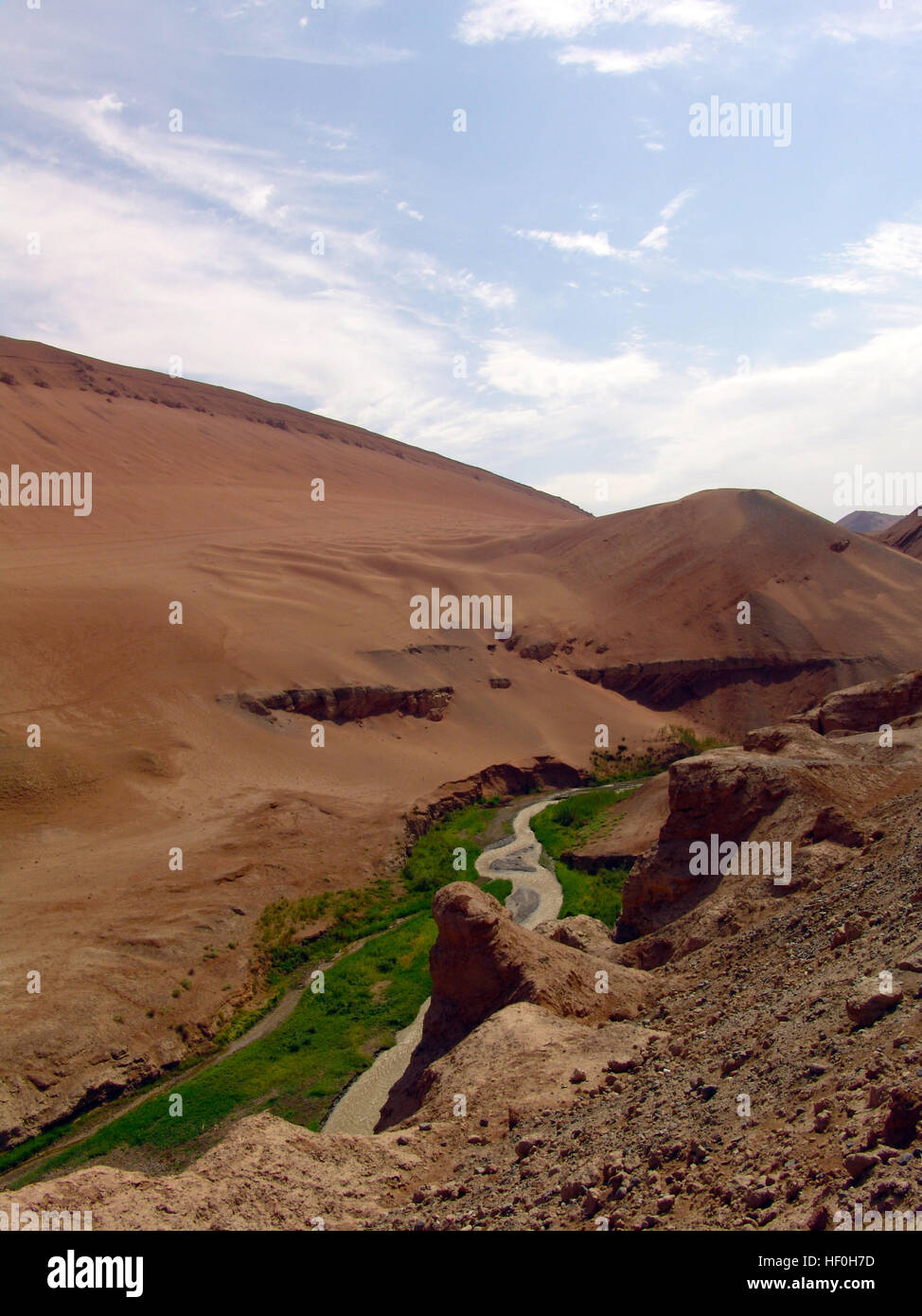 Taklamakan desert near turpan xinjiang hi-res stock photography and ...