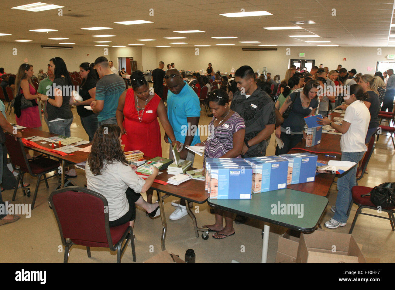 Military families receive information about the Family Readiness ...