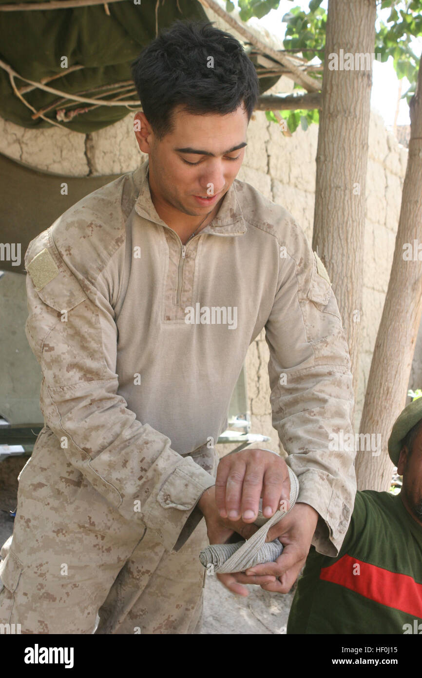 Sangin helmand province afghanistan soldier hi-res stock photography ...