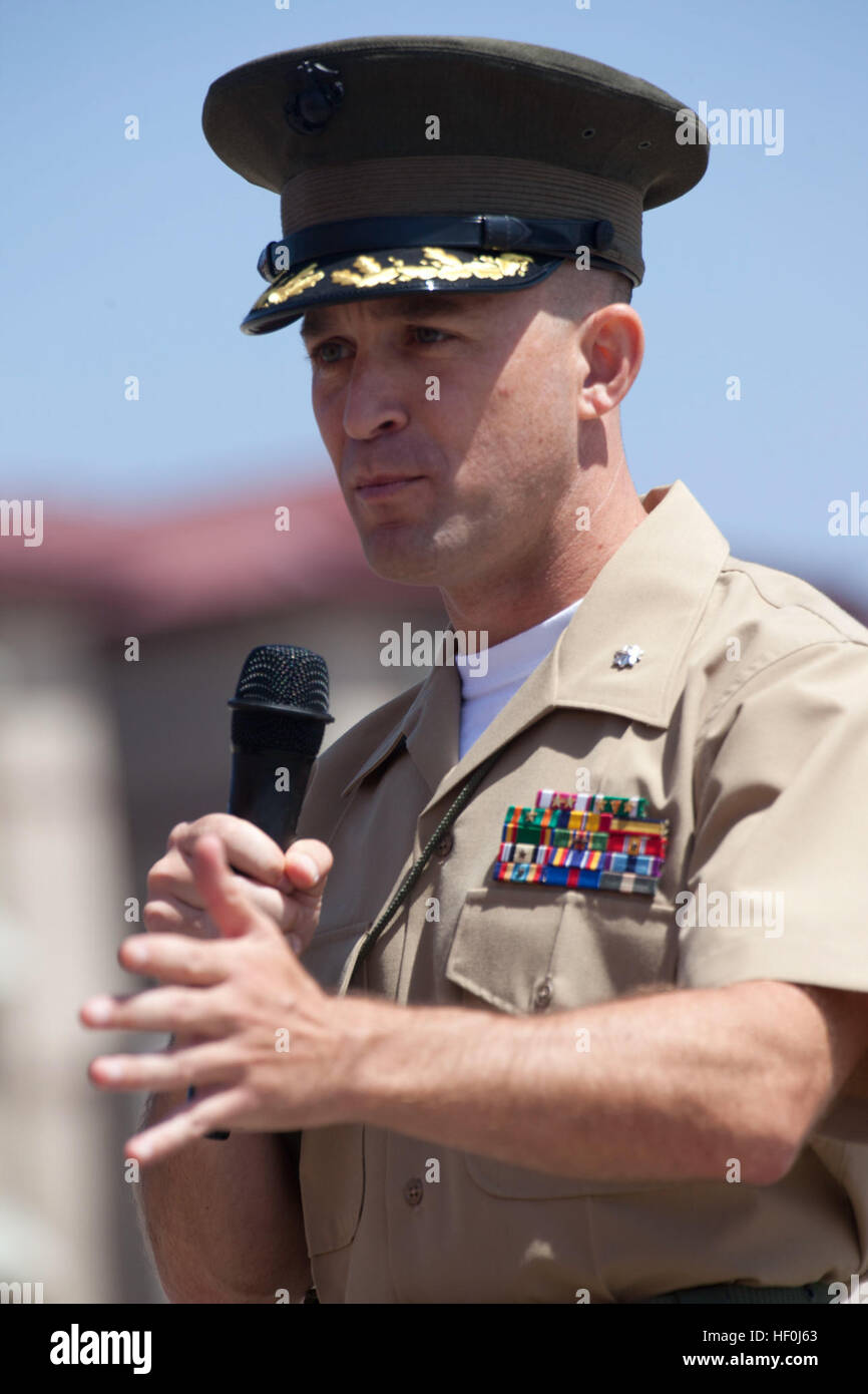 Lieutenant Col. William Blanchard, the 3rd Assault Amphibian Battalion ...