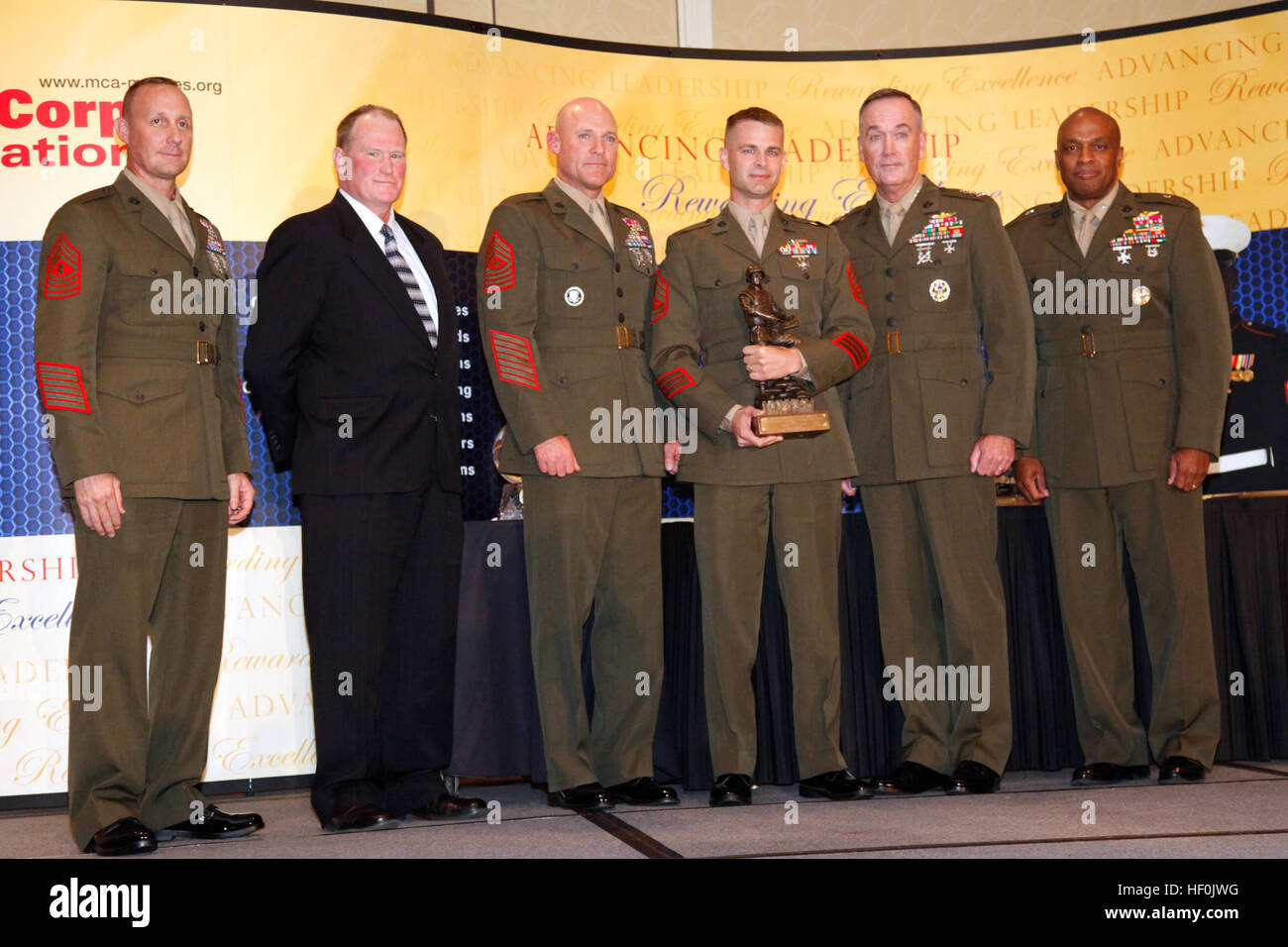 Gunnery Sgt. Alan R. King receives the Master Gunnery Sgt. Samuel C ...