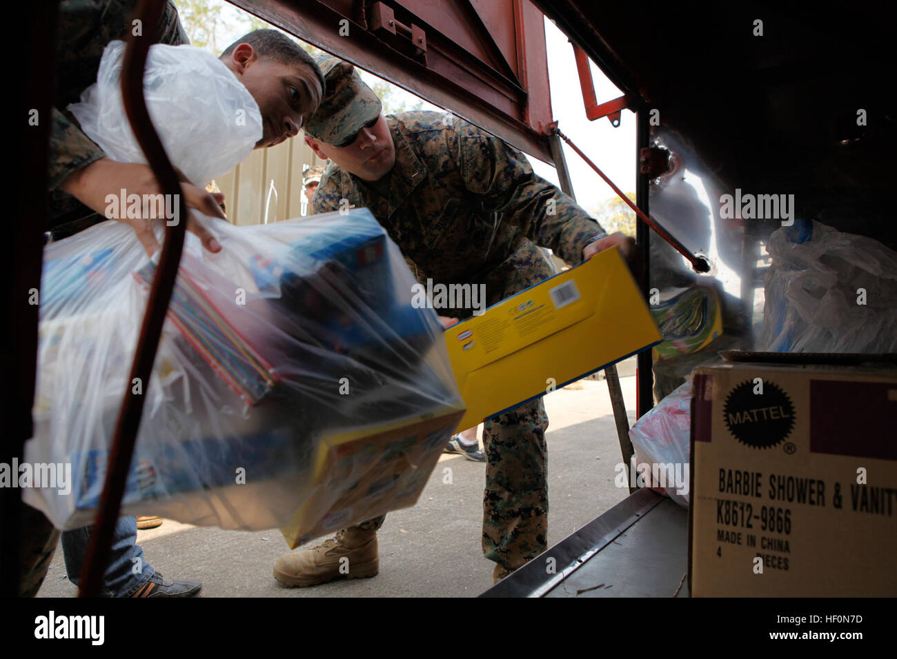 U.S. Marine Corps 1st Lt. Derek Sanders, Marine Air Control Squadron 4 ...