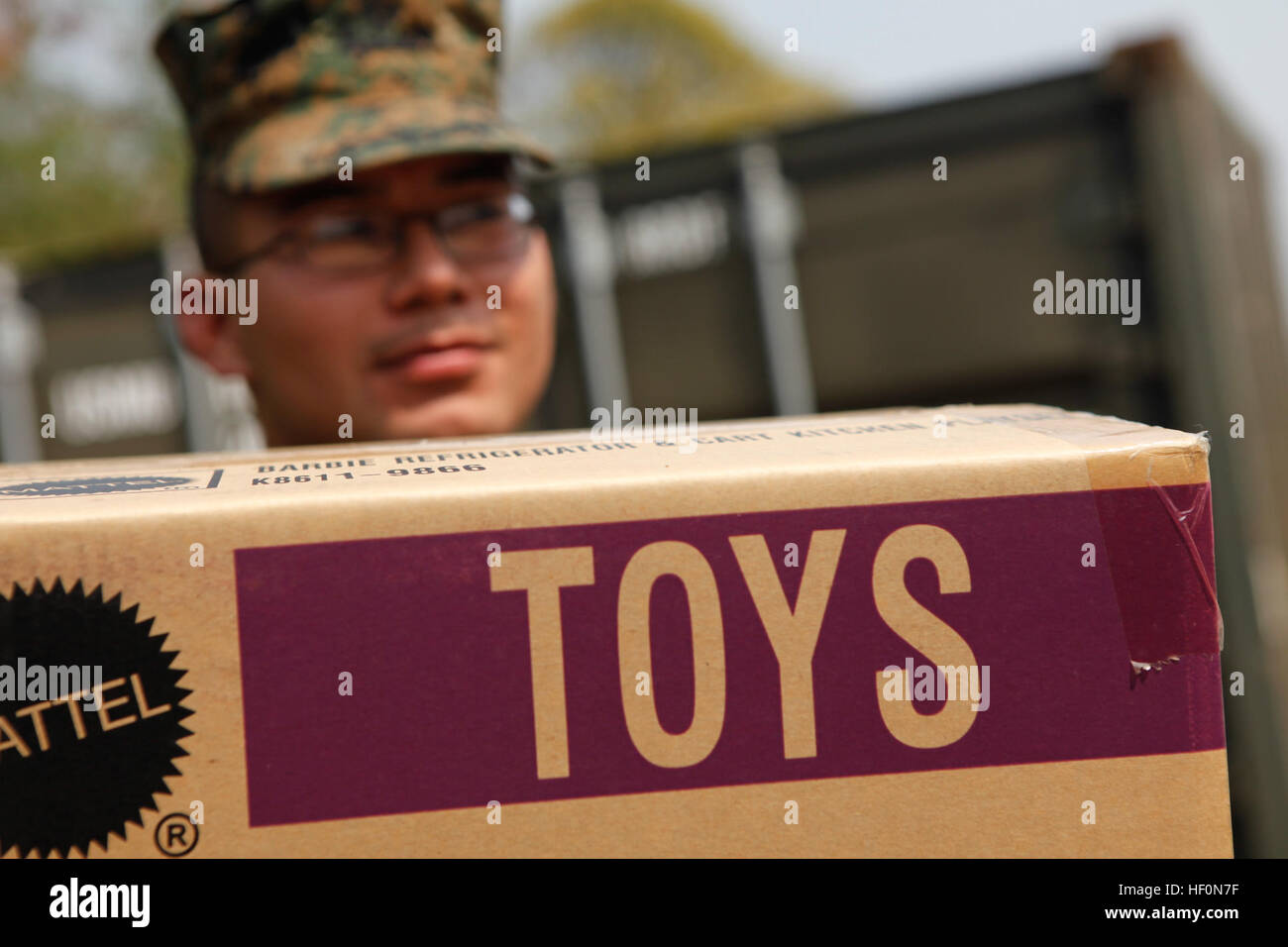 U.S. Marine Corps Lance Cpl. Wilbur Landaverdelovo, Marine Fighter ...