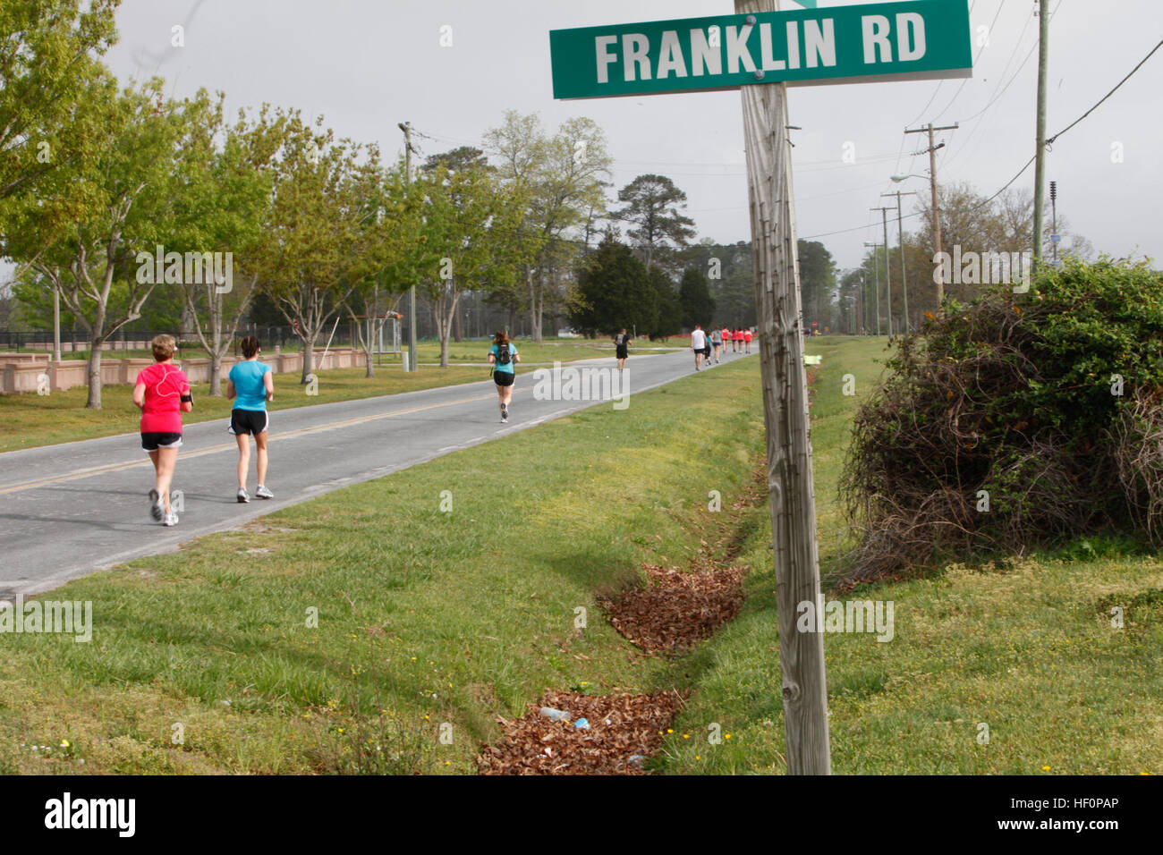 Participants run past the commissary towards Roosevelt Boulevard ...