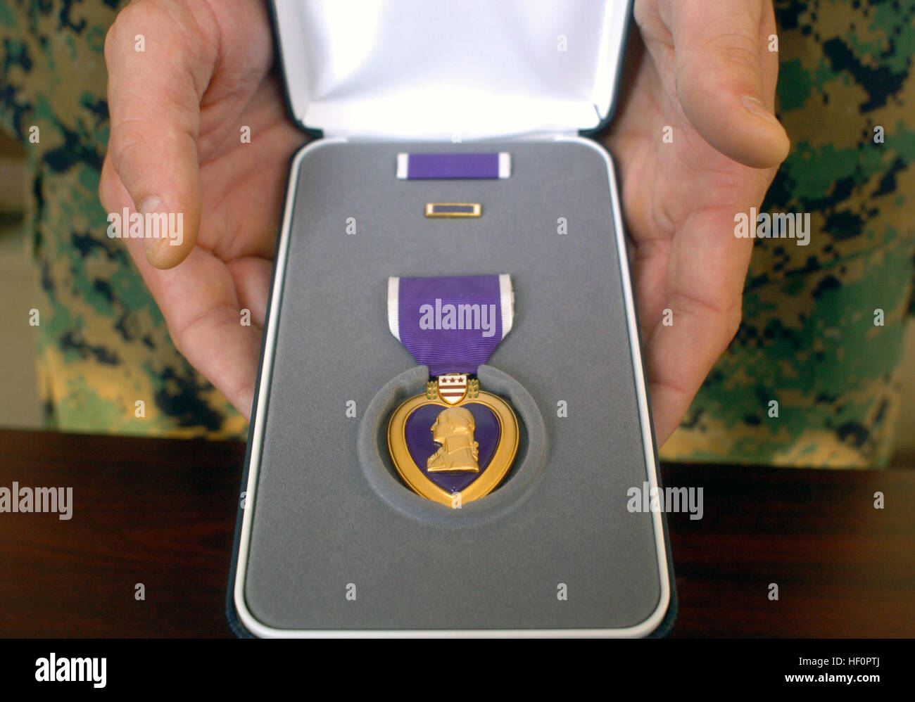 Purple Heart case Stock Photo - Alamy