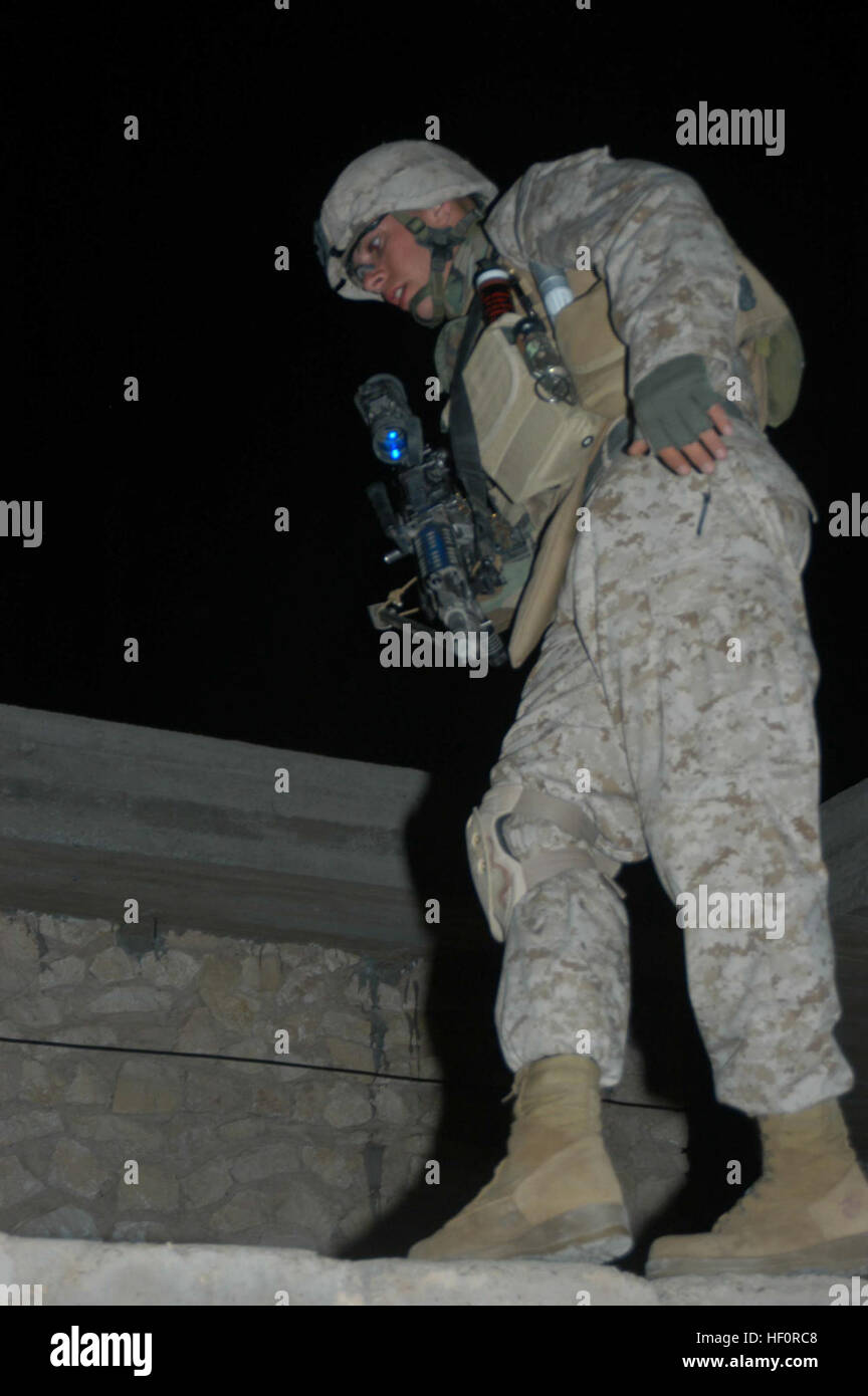 AR RAMADI, Iraq (March 29, 2005) –Keeping his balance, 20-year-old ...