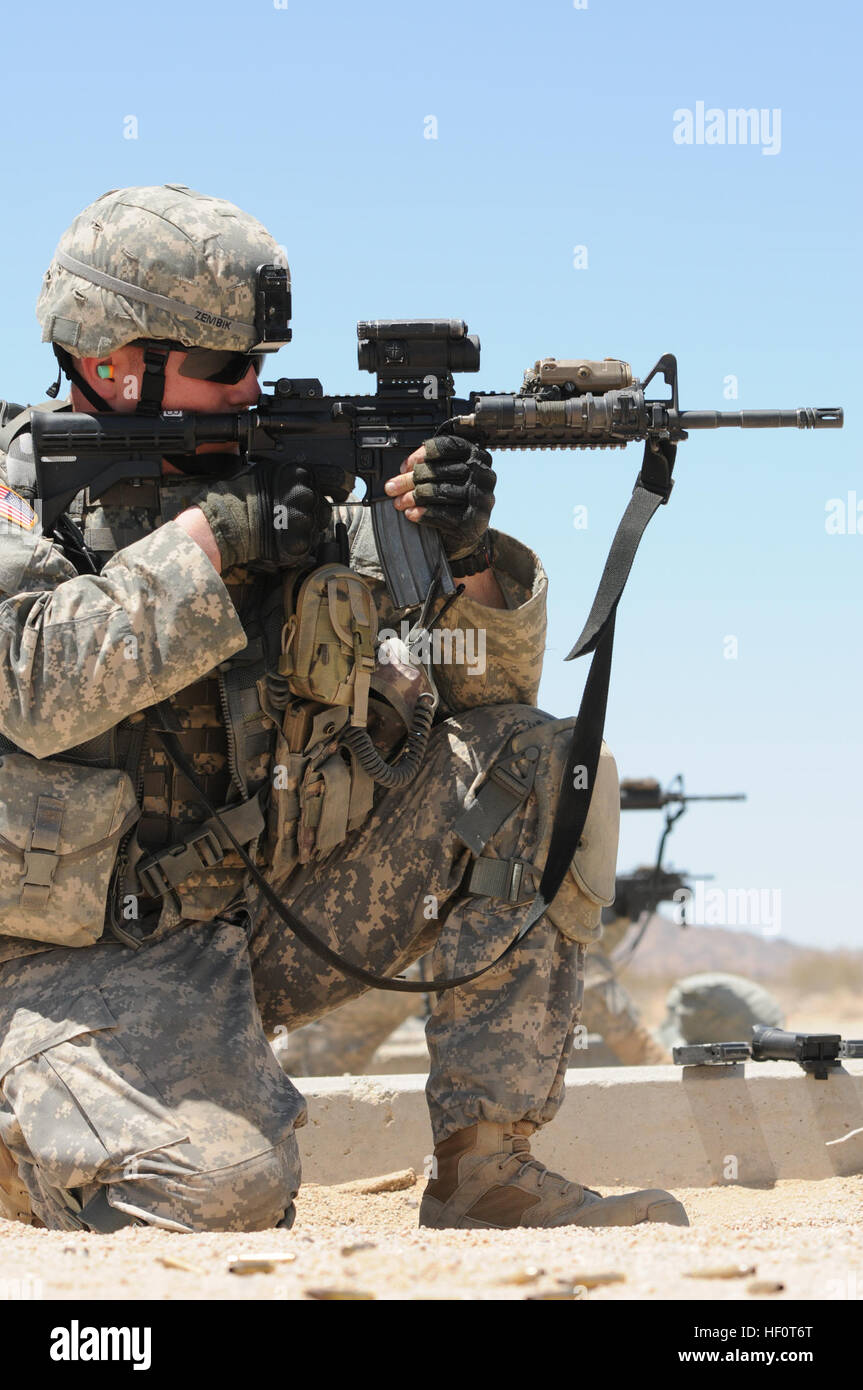 1 184 infantry hi-res stock photography and images - Alamy