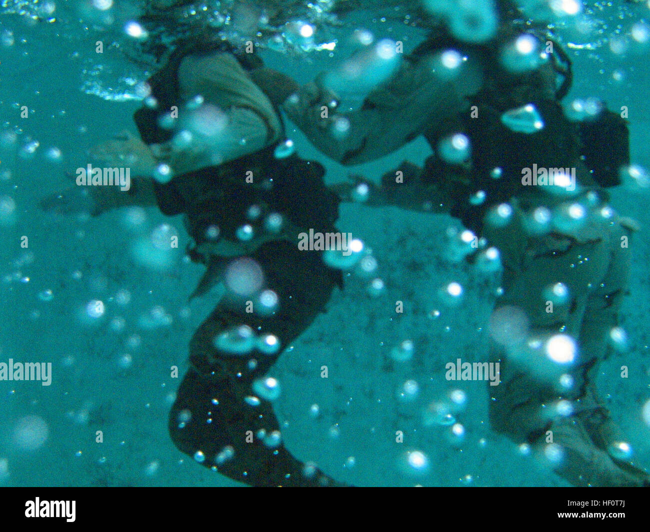 Combat water survival swim scho hi-res stock photography and images - Alamy