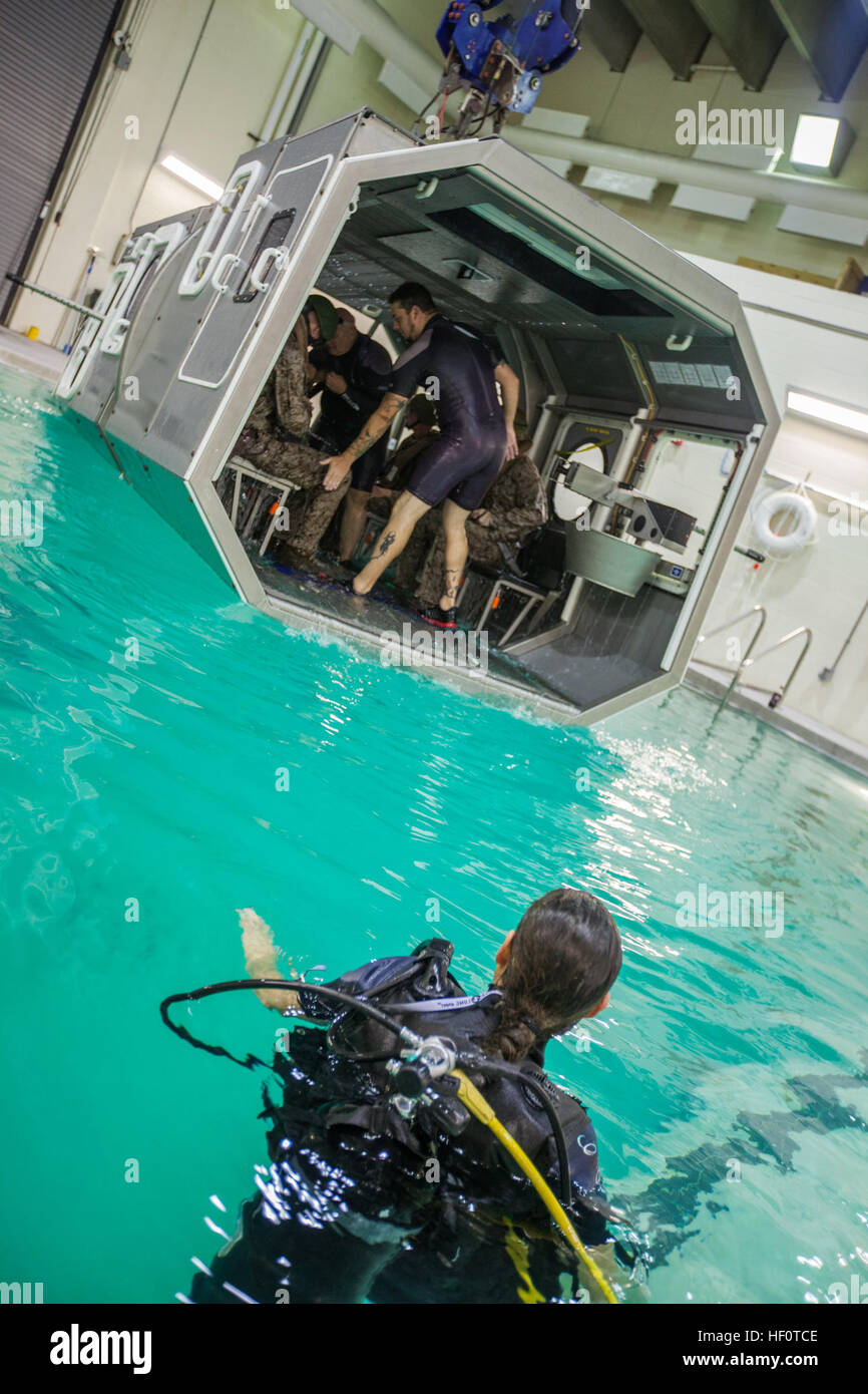 26th Marine Expeditionary Unit Marines and sailors inside of an Modular ...