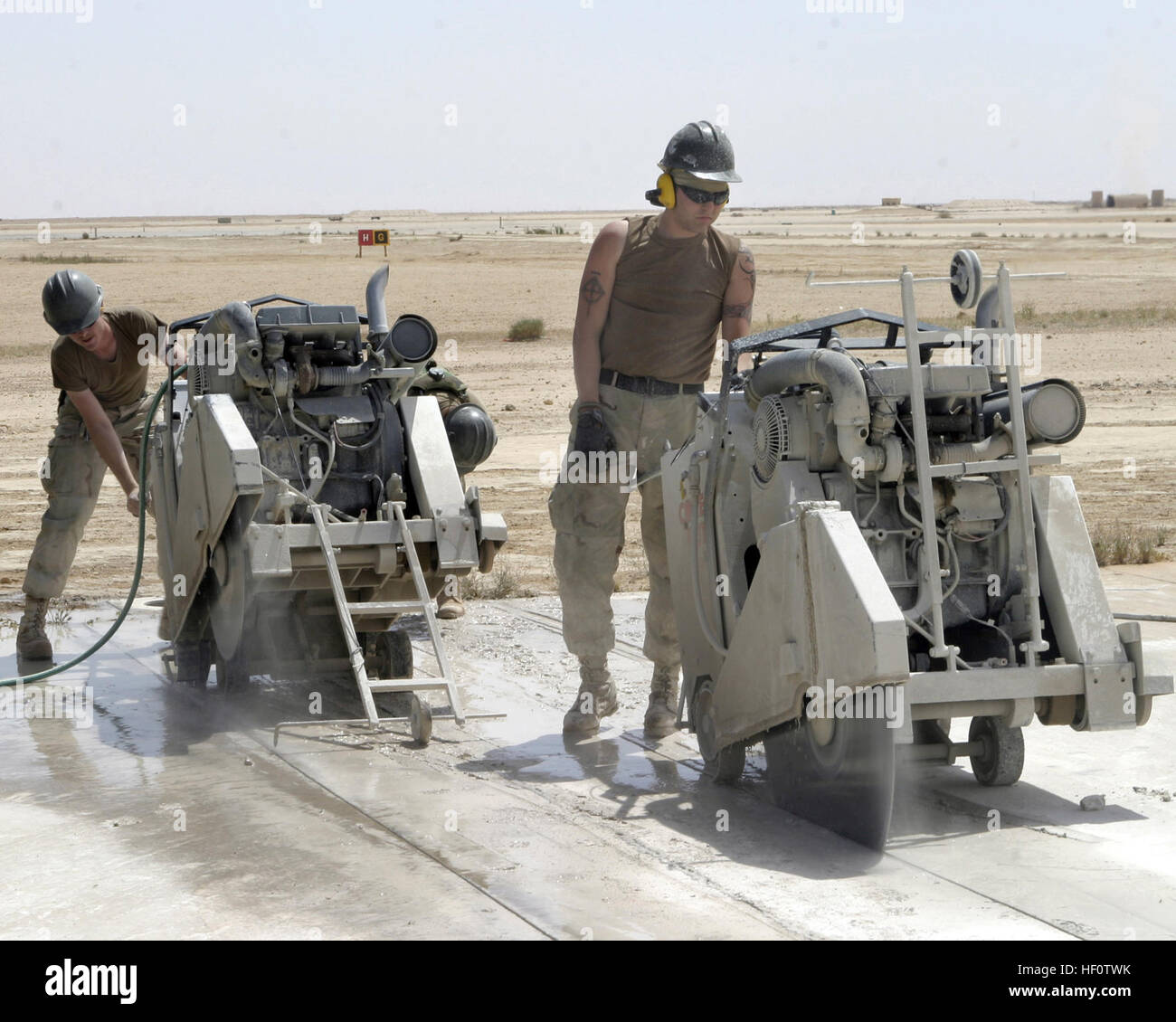 U s navy seabees builder constructionman hi-res stock photography and ...