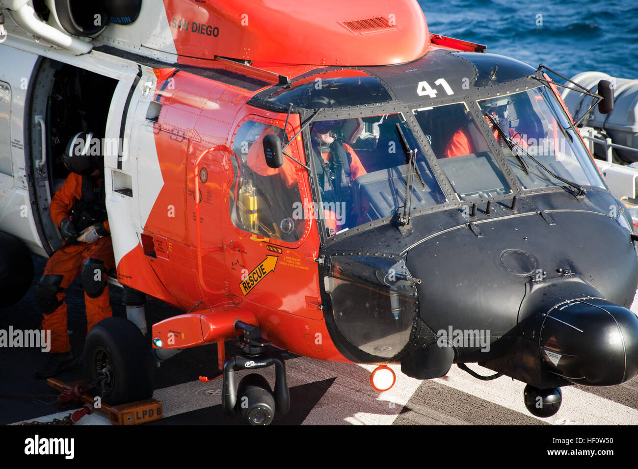 Service members from Amphibious Squadron Three (PHIBRON-3) and the 15th ...