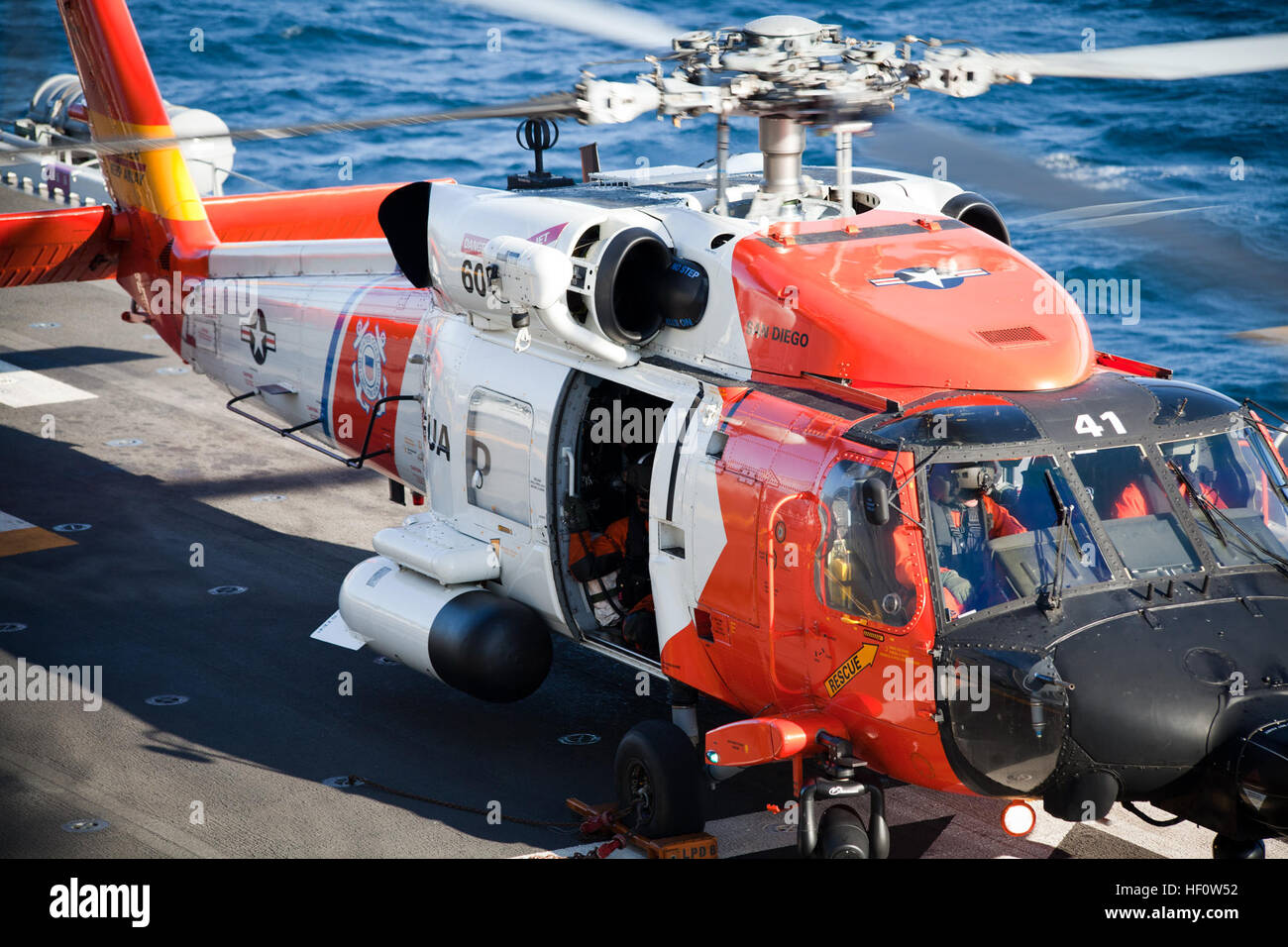 Servicemembers from Amphibious Squadron Three (PHIBRON-3) and the 15th ...