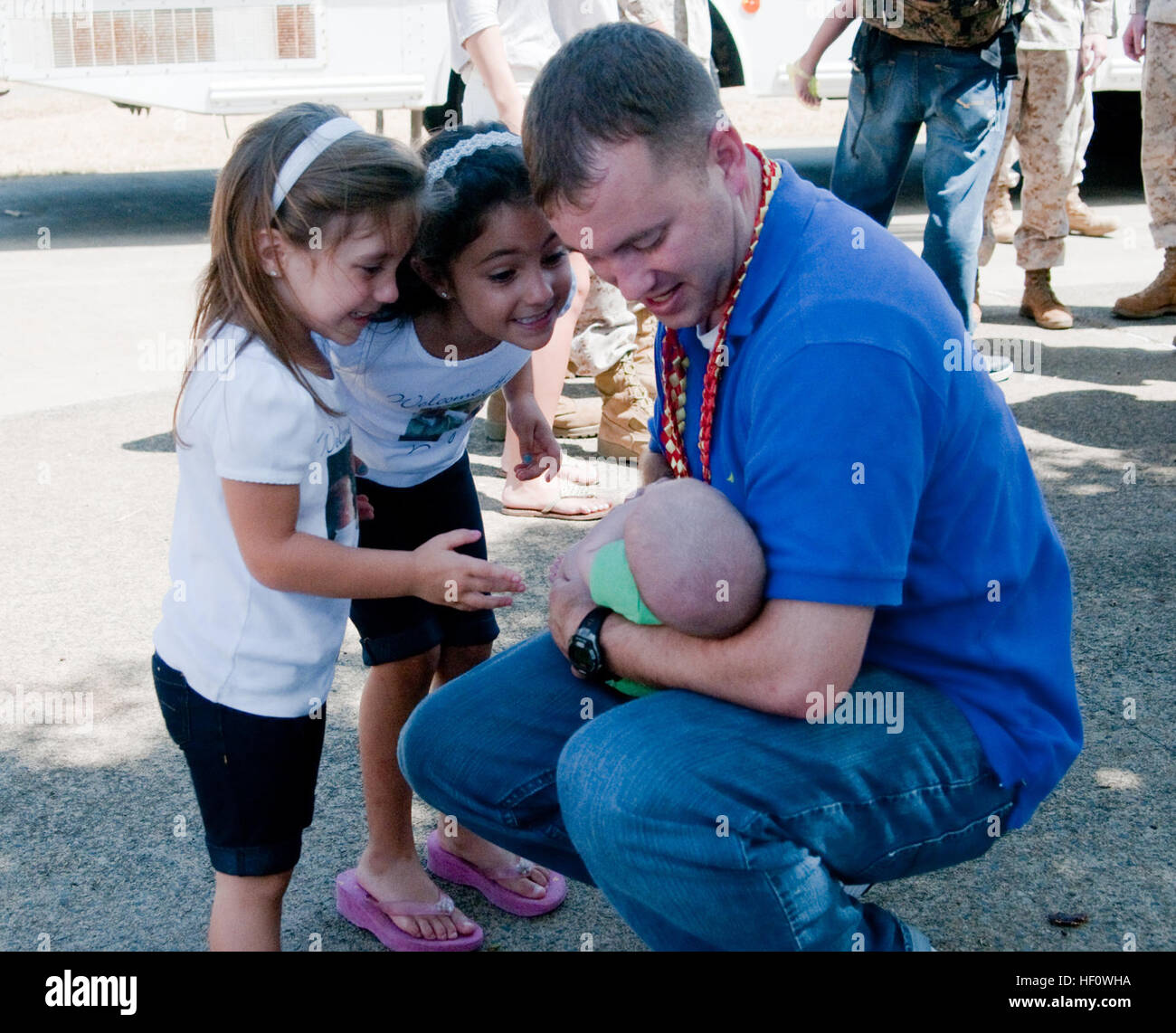 Hala Harper's children reunite with their father between Bldg.'s 7046 ...