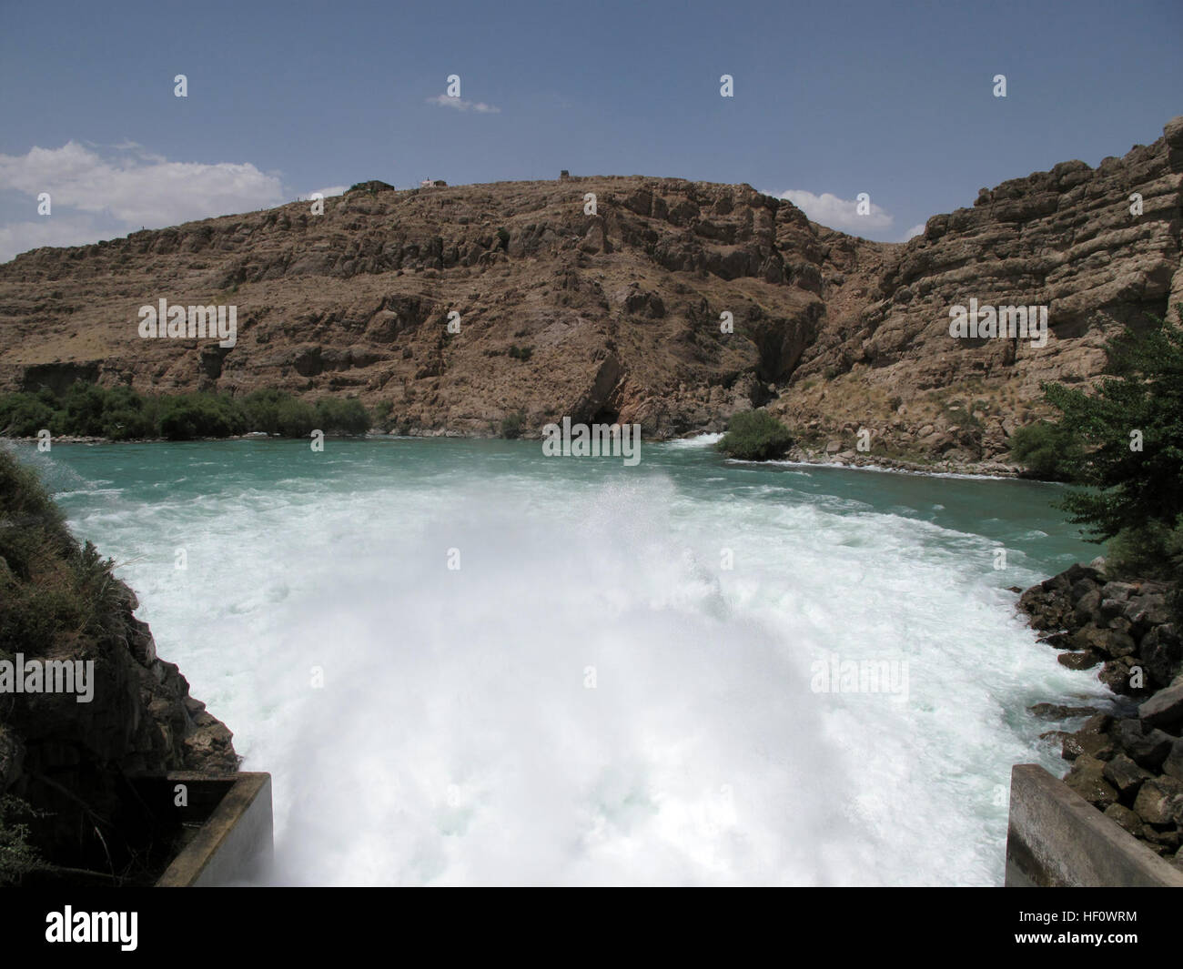 Kajaki dam hi-res stock photography and images - Alamy