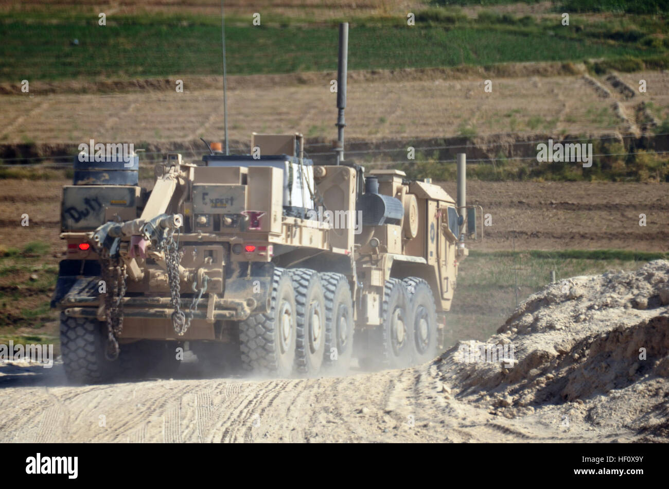 Logistics Vehicle System Replacement Mark-15 Recovery Vehicle Stock ...