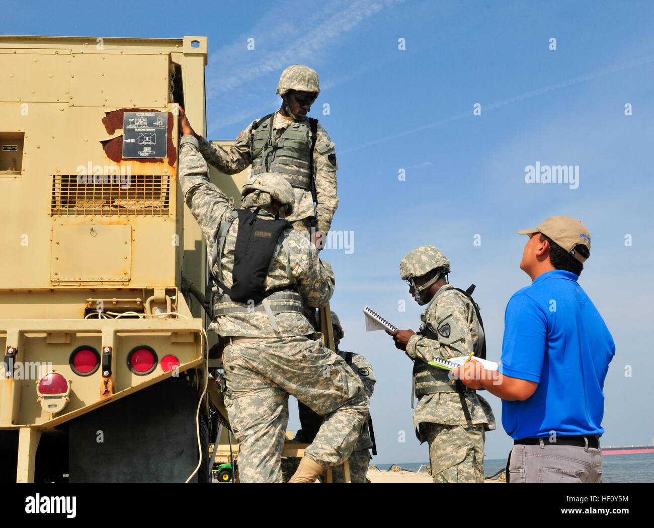 South Carolina National Guardsmen with the 741st Quarter Master Company ...