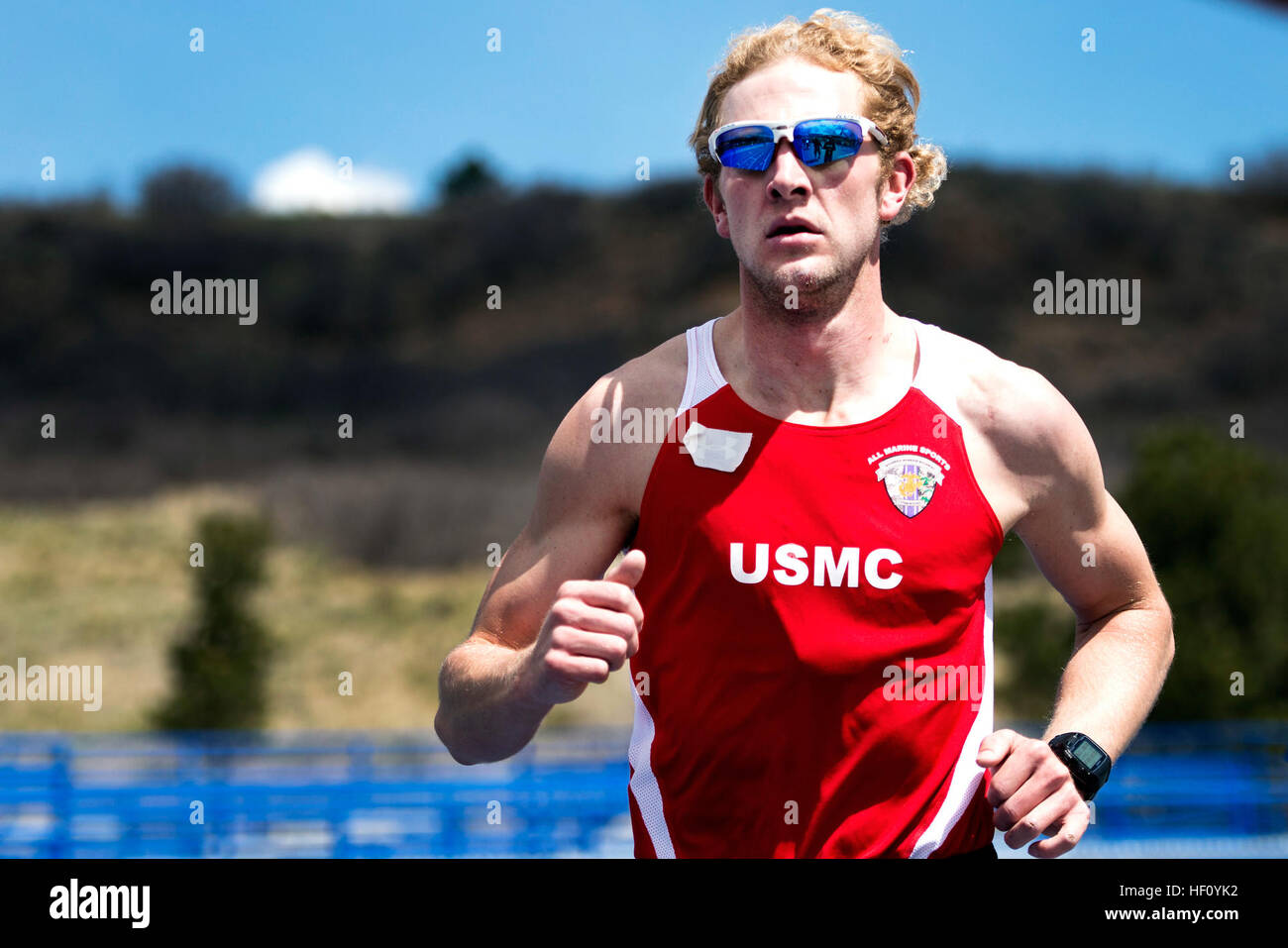 Marine veteran Sgt. Brian McPherson runs to take first in the 1500m ...