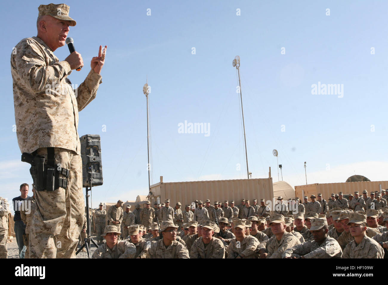 General, James T. Conway, 34th Commandant of the Marine Corps, talks to ...