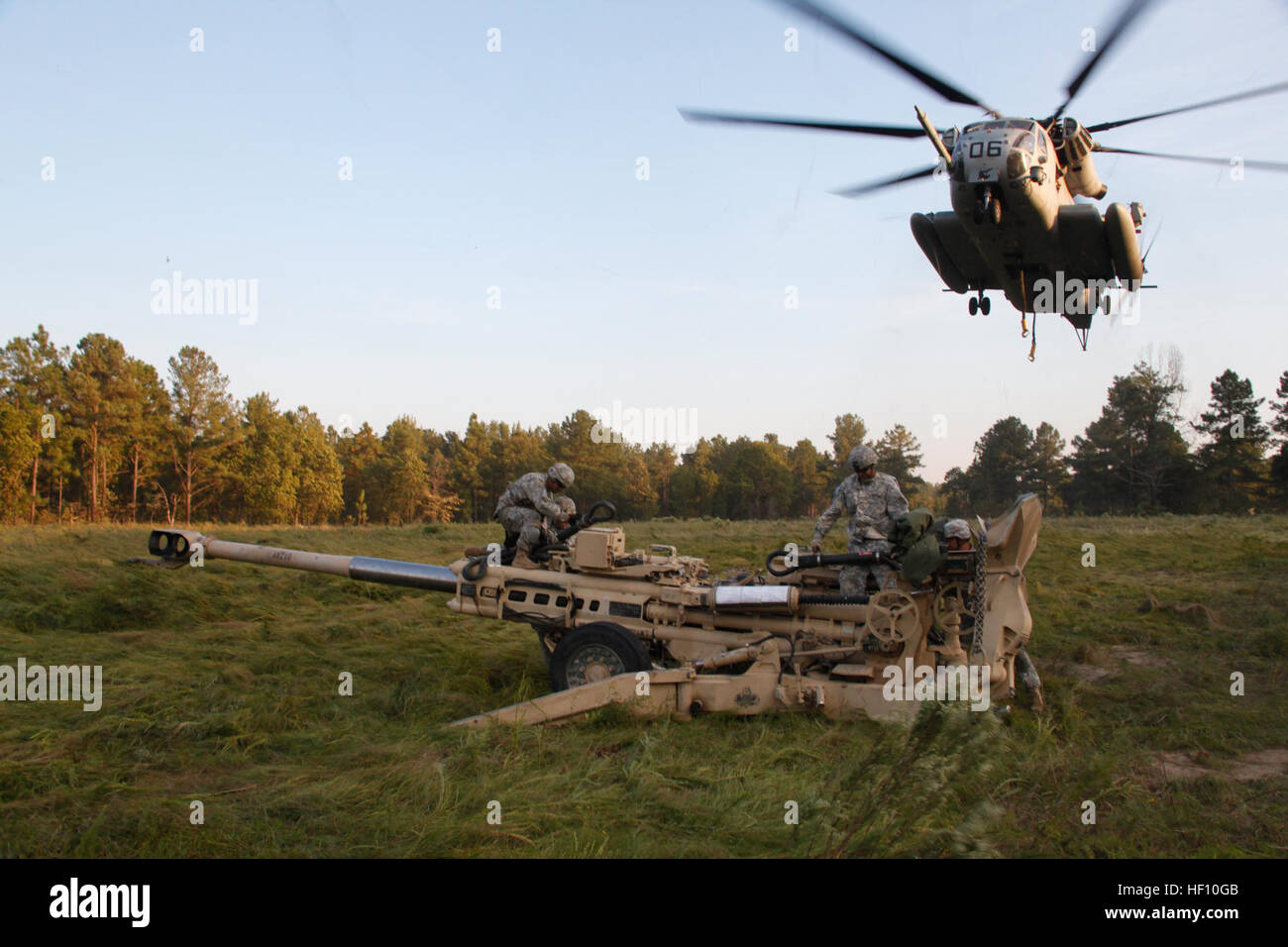 Howitzer from 82nd airborne hi-res stock photography and images - Alamy