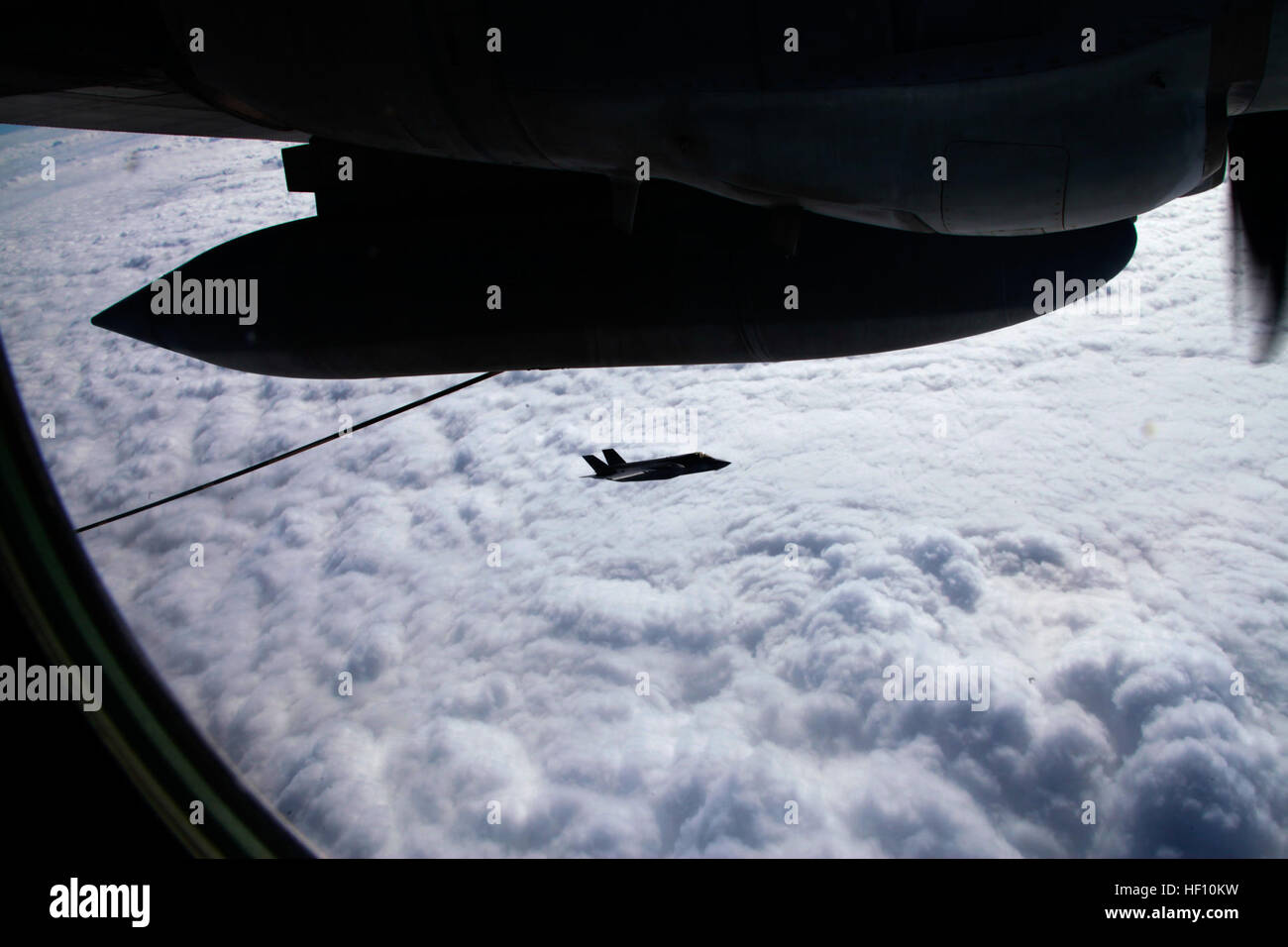 An F-35B Joint Strike Fighter completed its first aerial refueling with ...