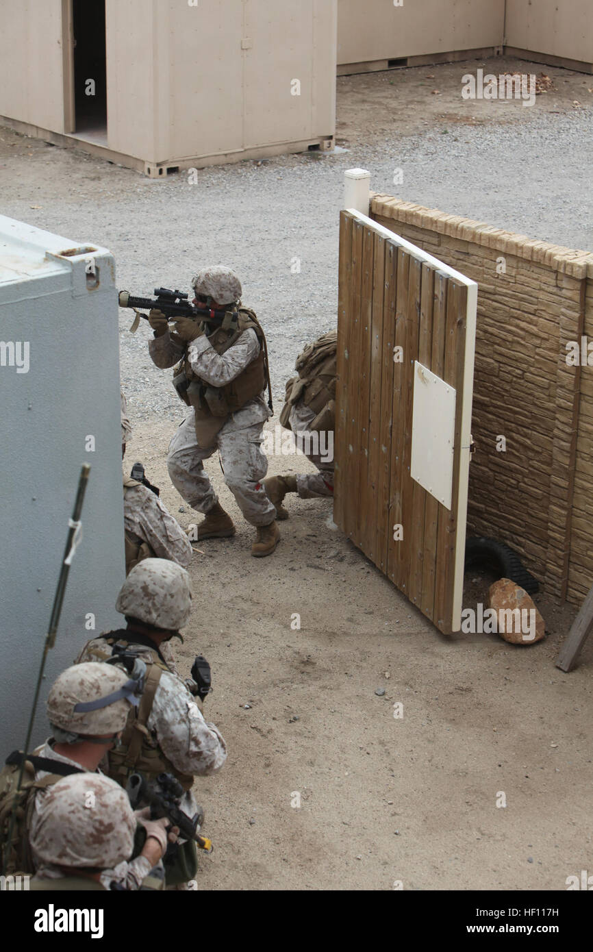 Marines with Combat Logistics Battalion 11, Combat Logistics Regiment ...