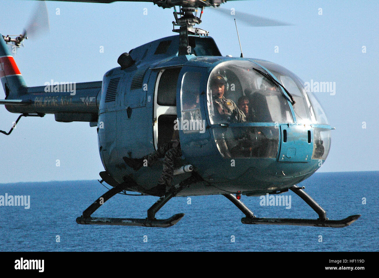 Helicopter lands on uss hi-res stock photography and images - Alamy