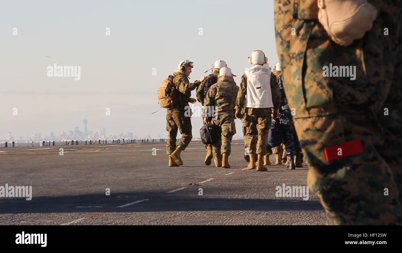 General James F. Amos, Commandant of the Marine Corps, and Sergeant ...