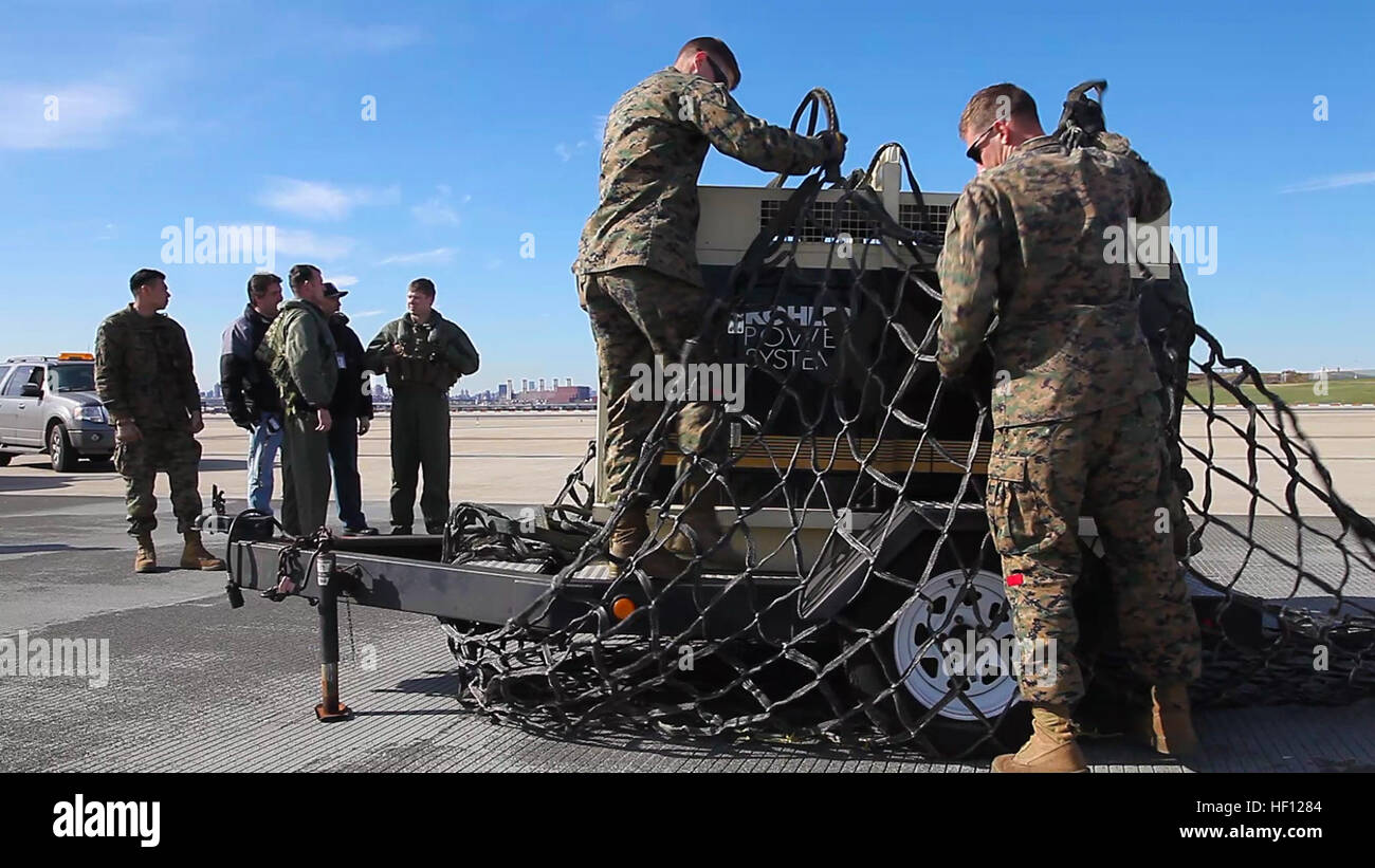 Marines assigned to Landing Support Platoon, Combat Logistics Battalion ...
