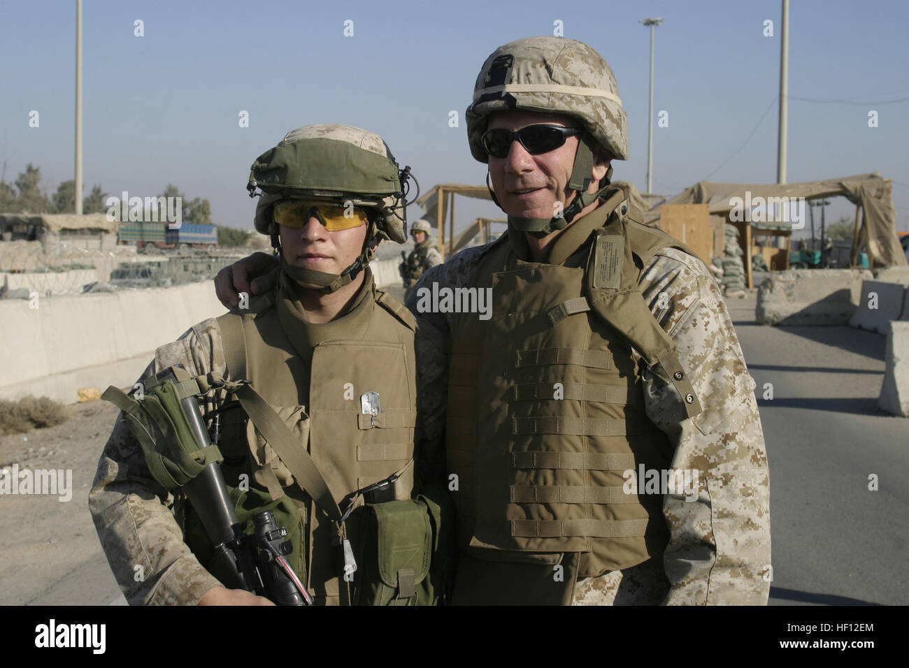 2 7 marines hi-res stock photography and images - Alamy