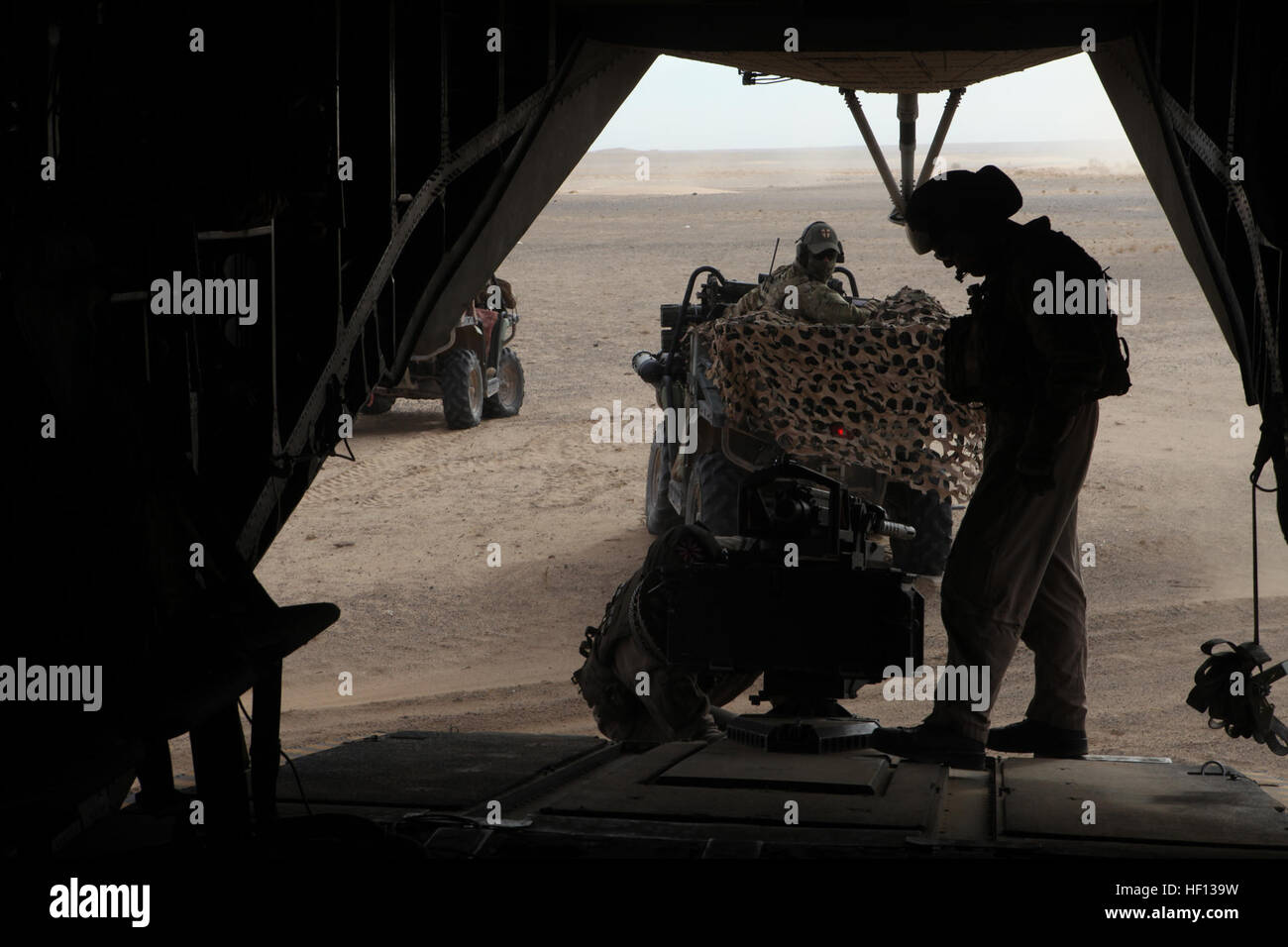 U.S. Marines with Marine Heavy Helicopter Squadron (HMH) 361, Marine ...