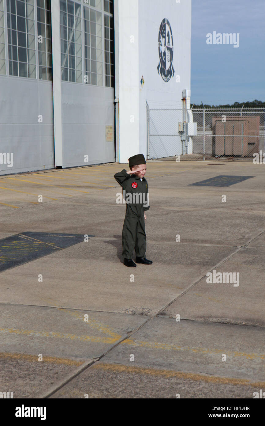 More than 30 Marines with Marine Aerial Refueler Transport Squadron 252 ...