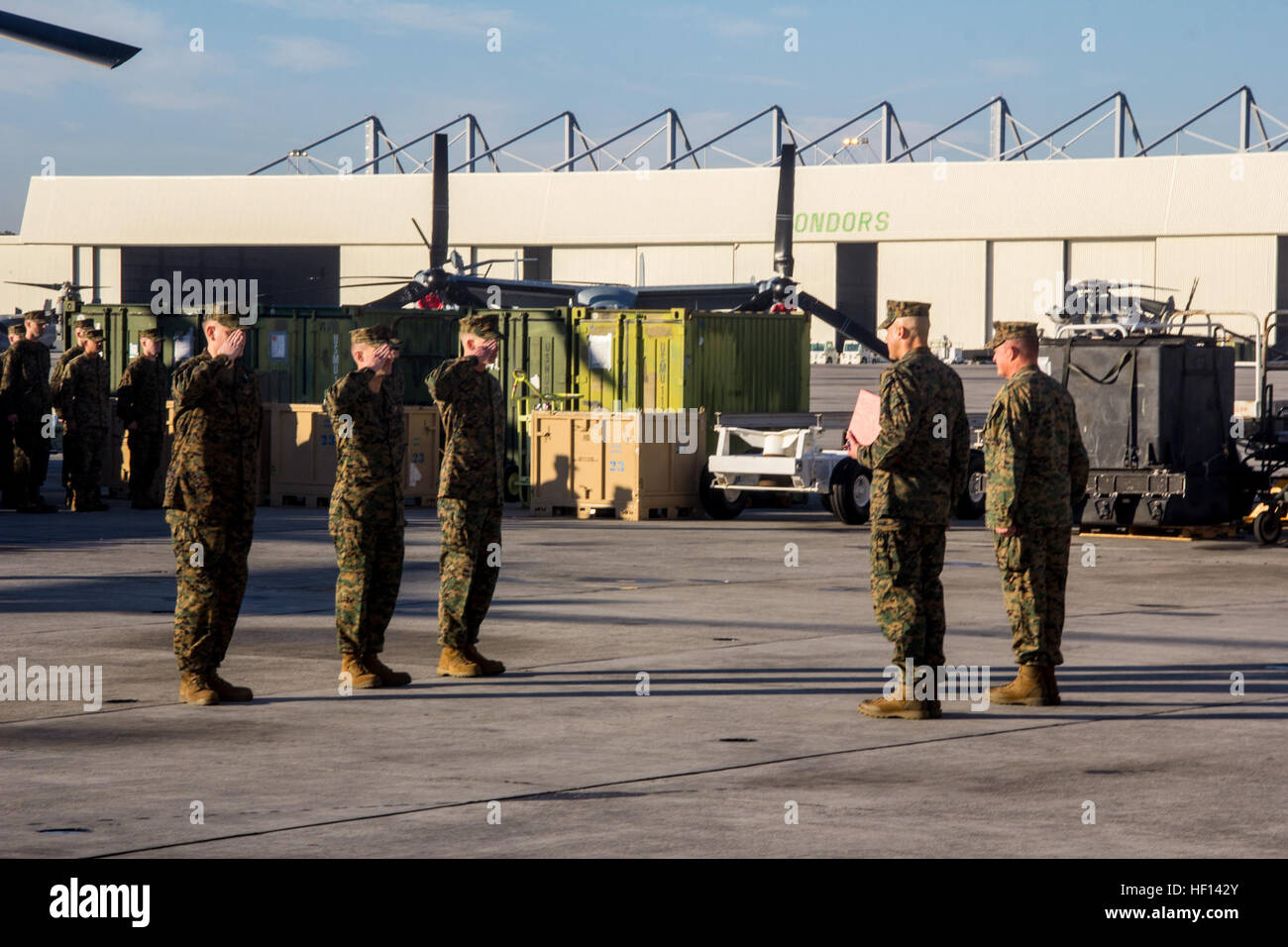 Medium tiltrotor squadron vmm 266 reinforced hi-res stock photography ...