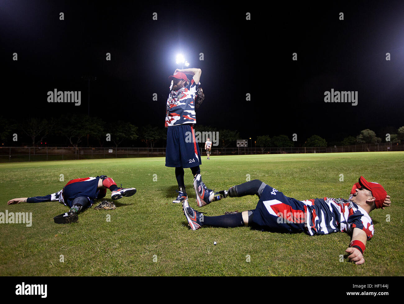 Retired Army Cpl. Nick Clark (left) and retired Marines Sgt. Randall ...