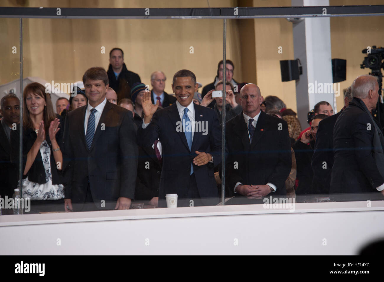 President Barack Obama watches from the presidential inauguration ...