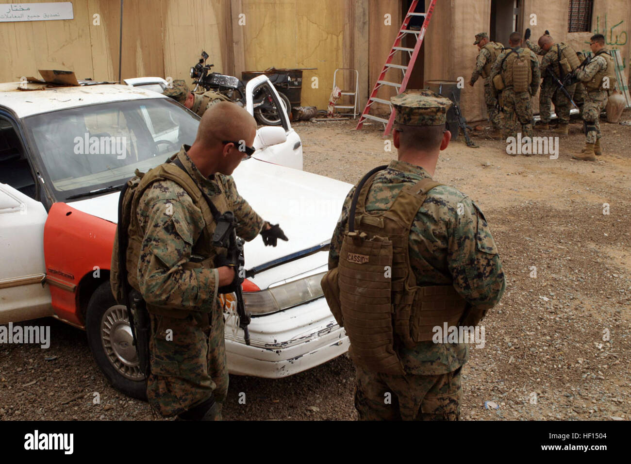 CAMP PENDLETON, Calif. (Apr. 26, 2006) -- Marines of the Maritime ...