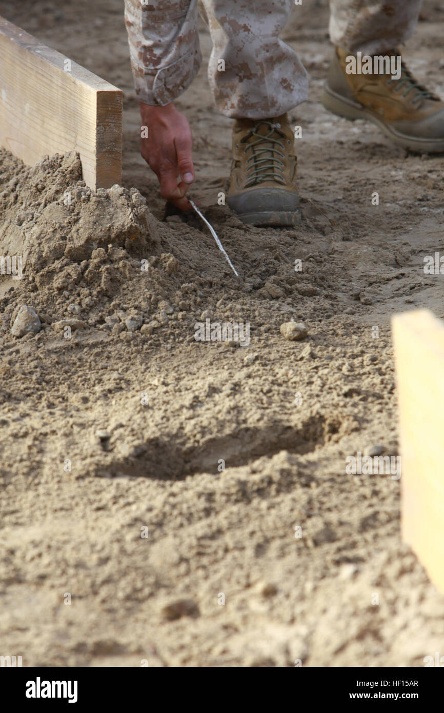 A technician with 2nd Explosive Ordnance Disposal Company, 8th Engineer ...