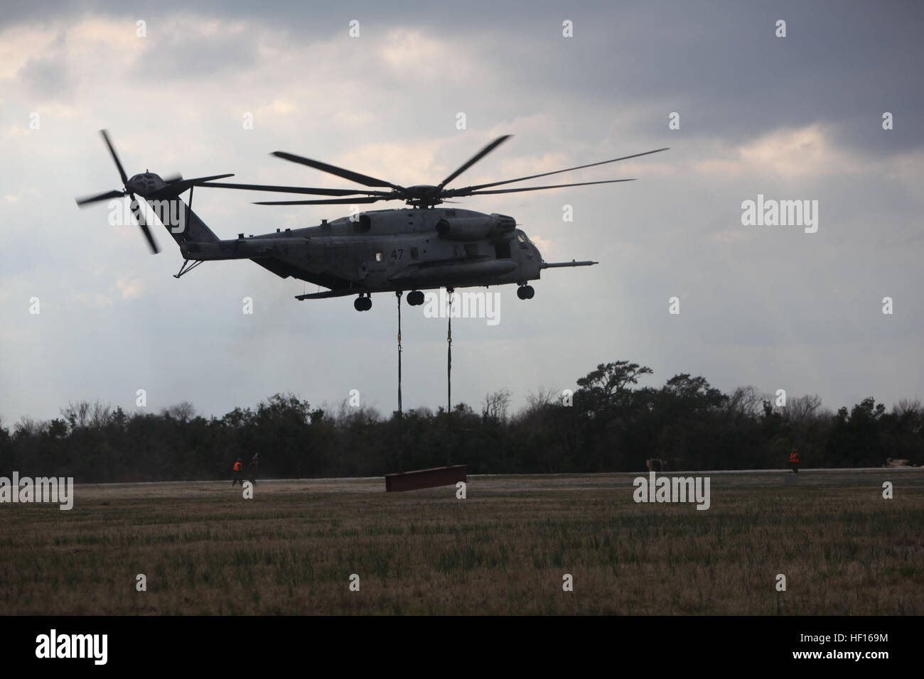 Heaviest helicopter hi-res stock photography and images - Alamy
