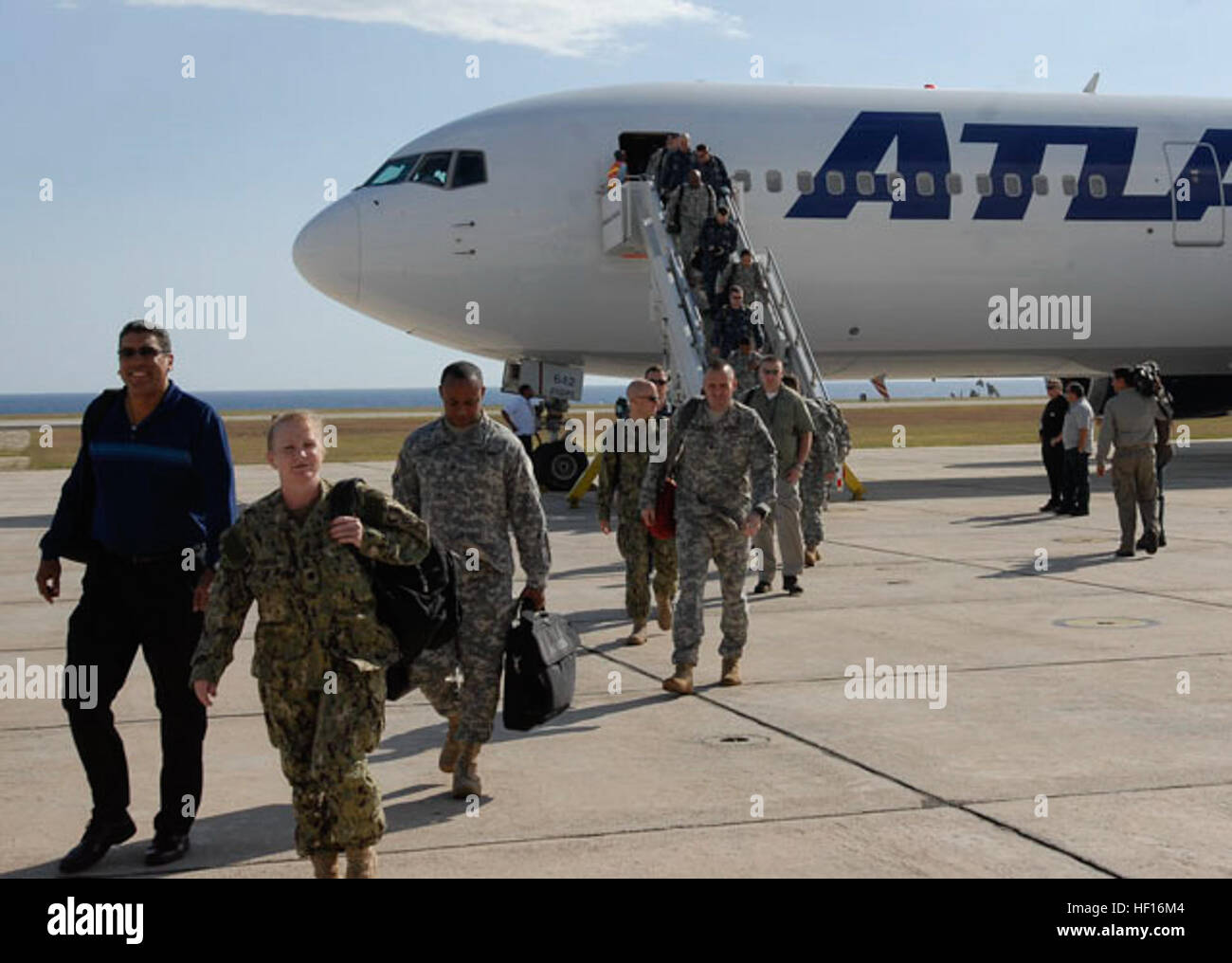 Members from the Joint Enabling Capabilities Command's Joint Planning ...