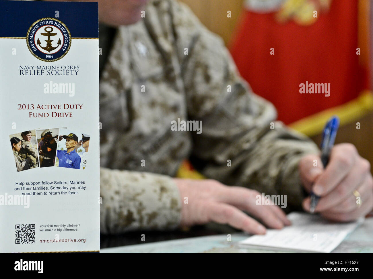 Col. David Maxwell, base commander, Marine Corps Base Quantico, fills ...