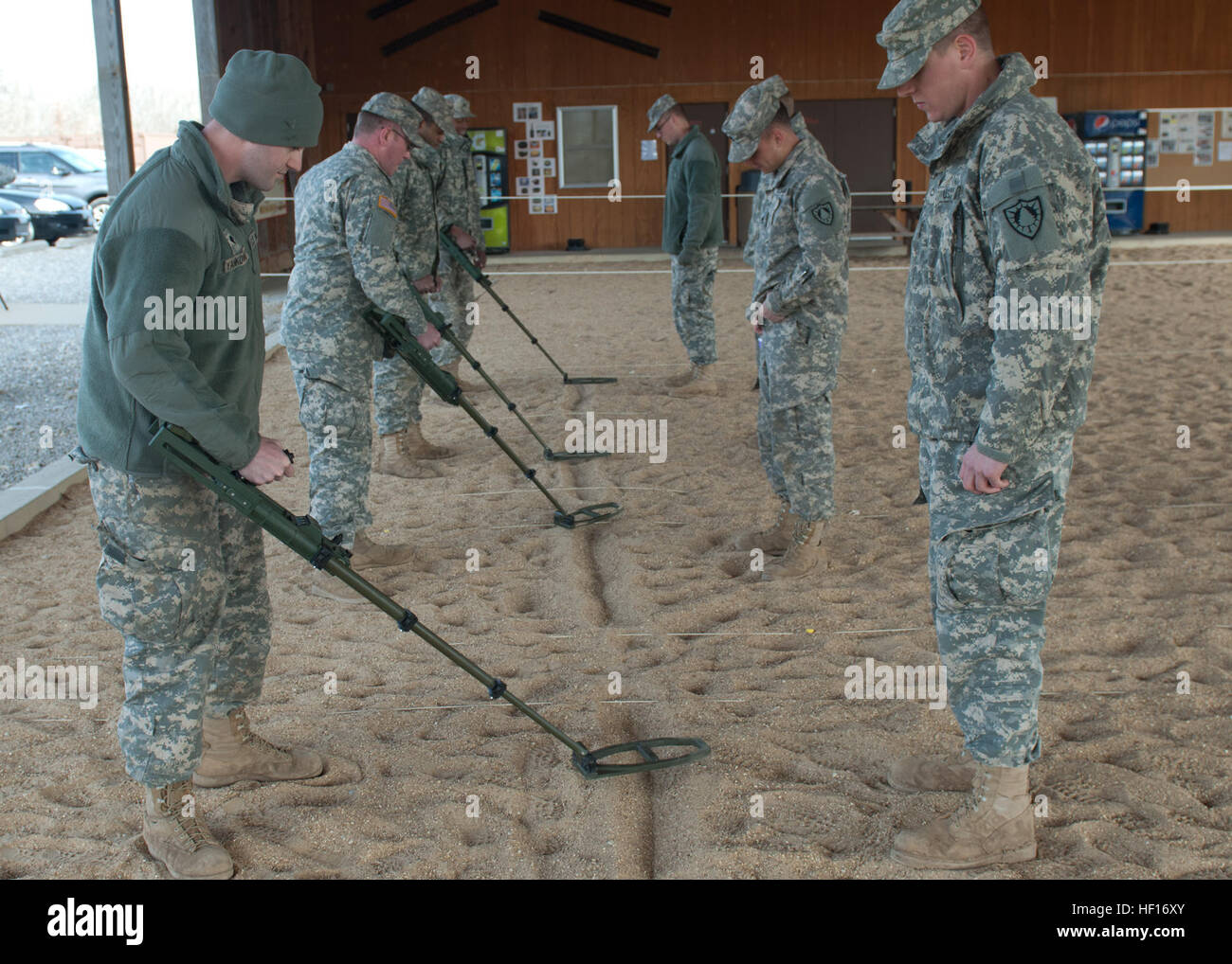 Soldiers of the 251st Engineer Company, Maine Army National Guard in ...
