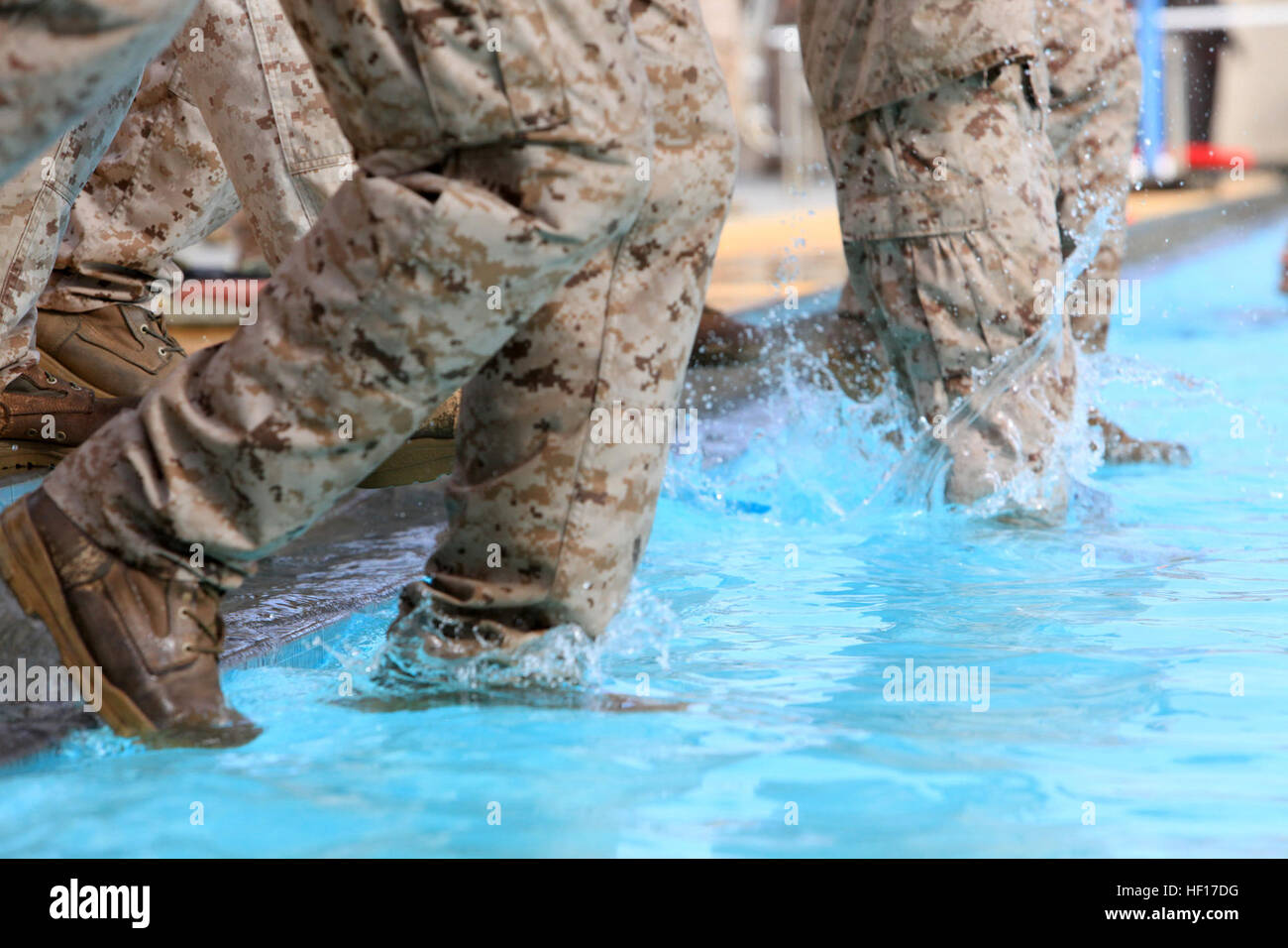Marines with 9th Communication Battalion, I Marine Expeditionary Force ...