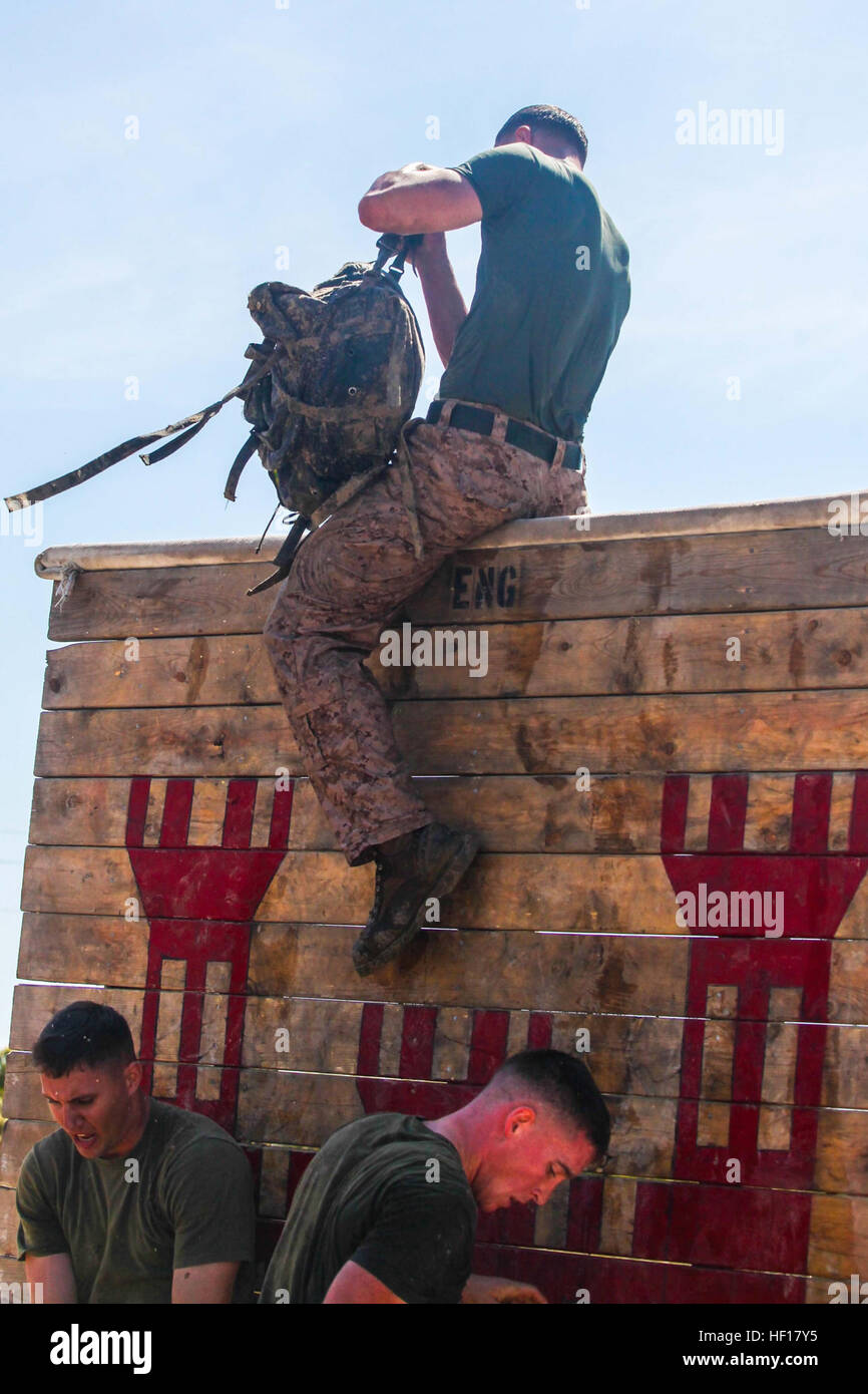 1st battalion 10th marines hi-res stock photography and images - Alamy