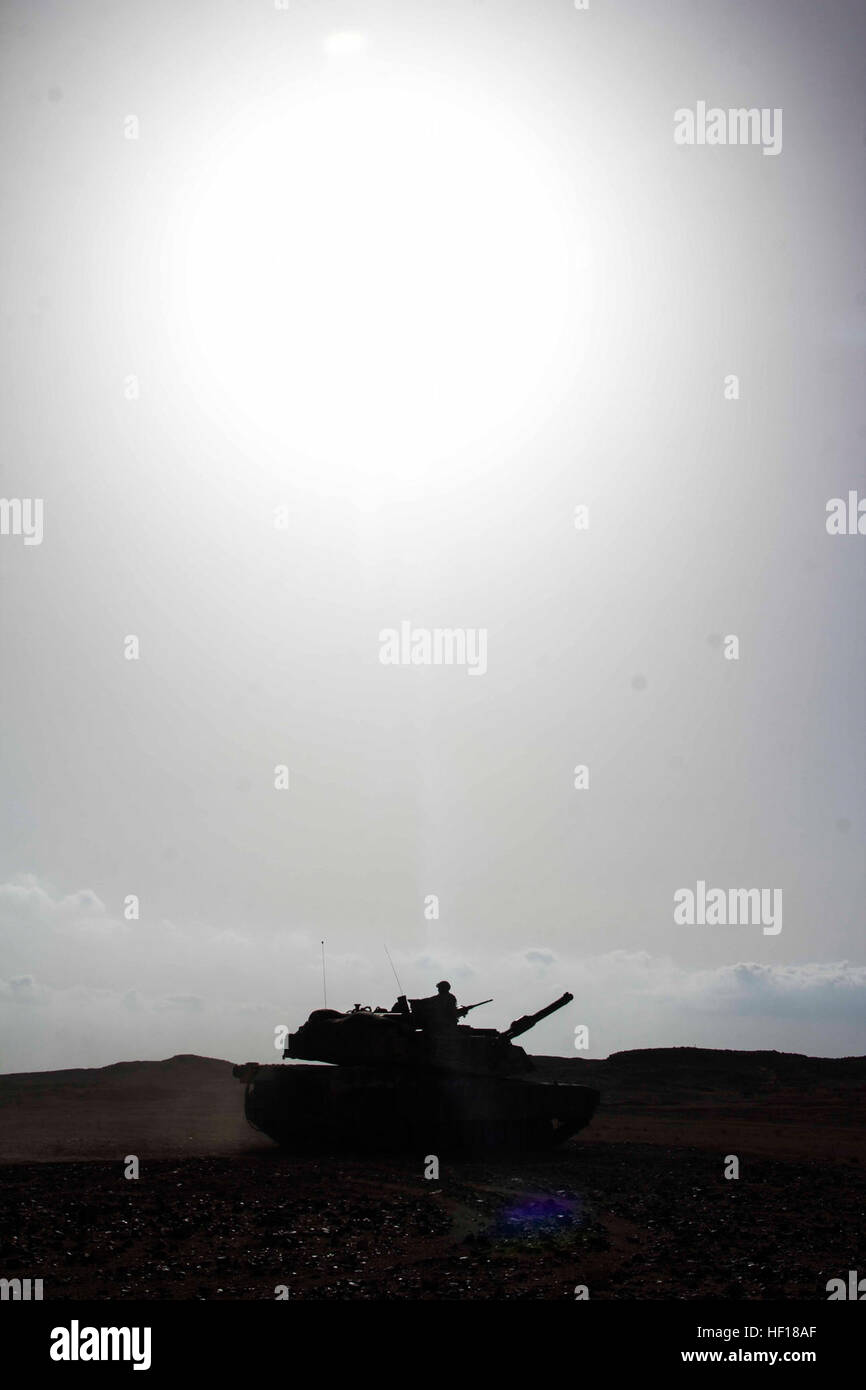 Marines from Tank Platoon, Battalion Landing Team 3/2, 26th MEU ...